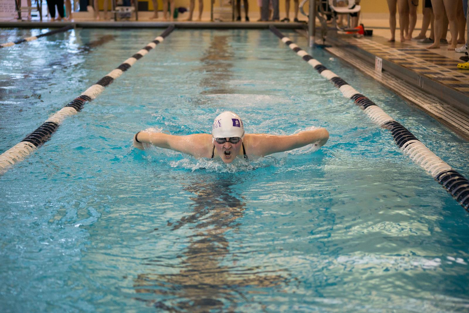 Swimming and Diving Competes at MWC Championships - Knox College Athletics
