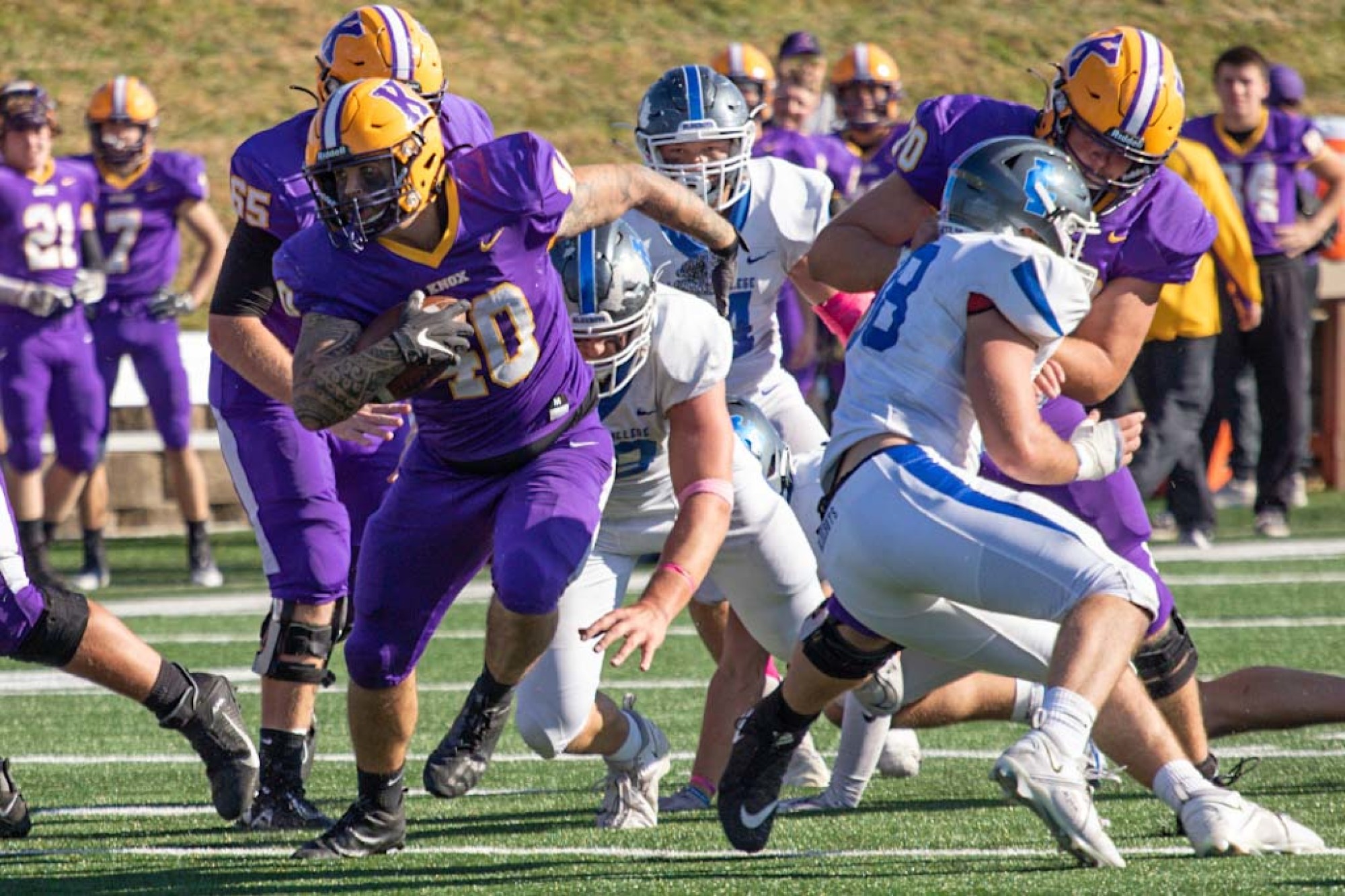 Football Outlasts Cornell for 5th Victory - Knox College Athletics