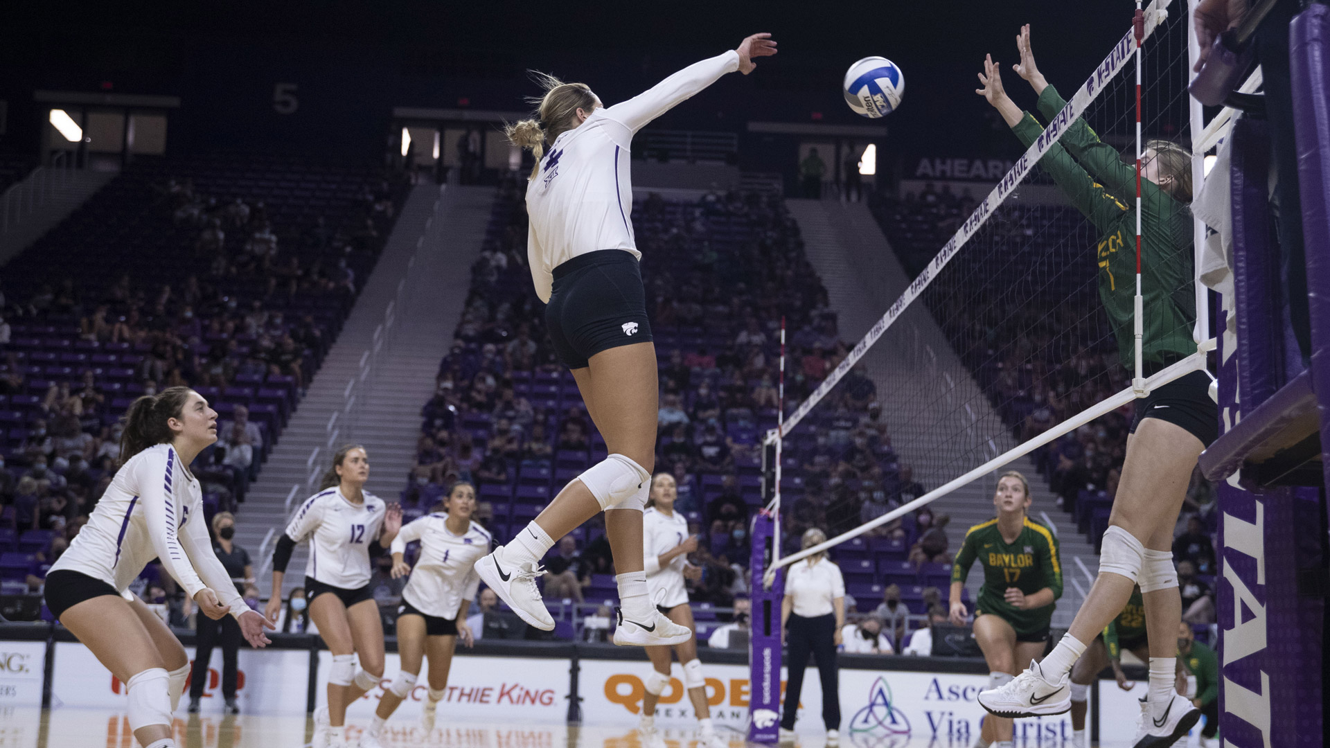 Kadye Fernholz - Volleyball - Kansas State University Athletics