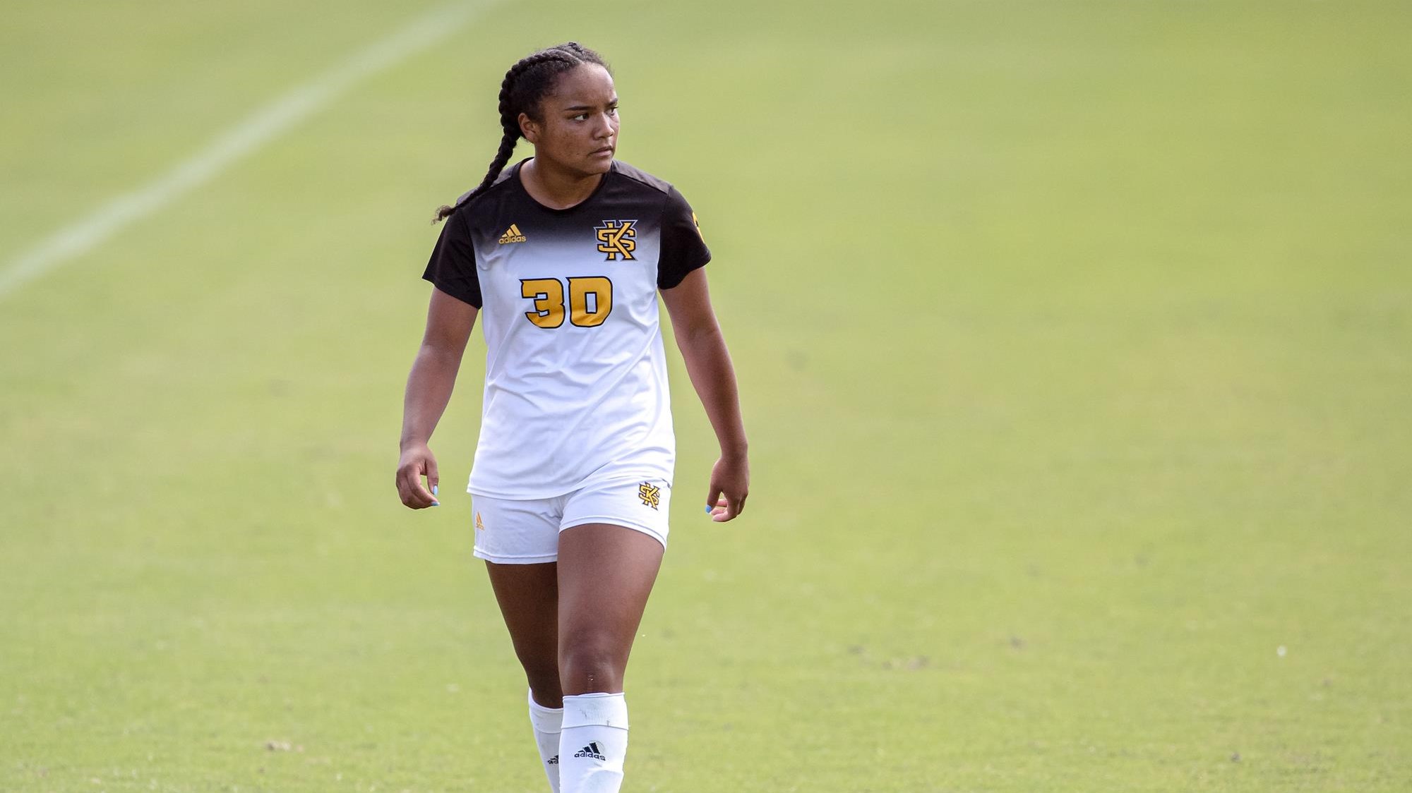 Aila Swinton - Women's Soccer - Kennesaw State University Athletics