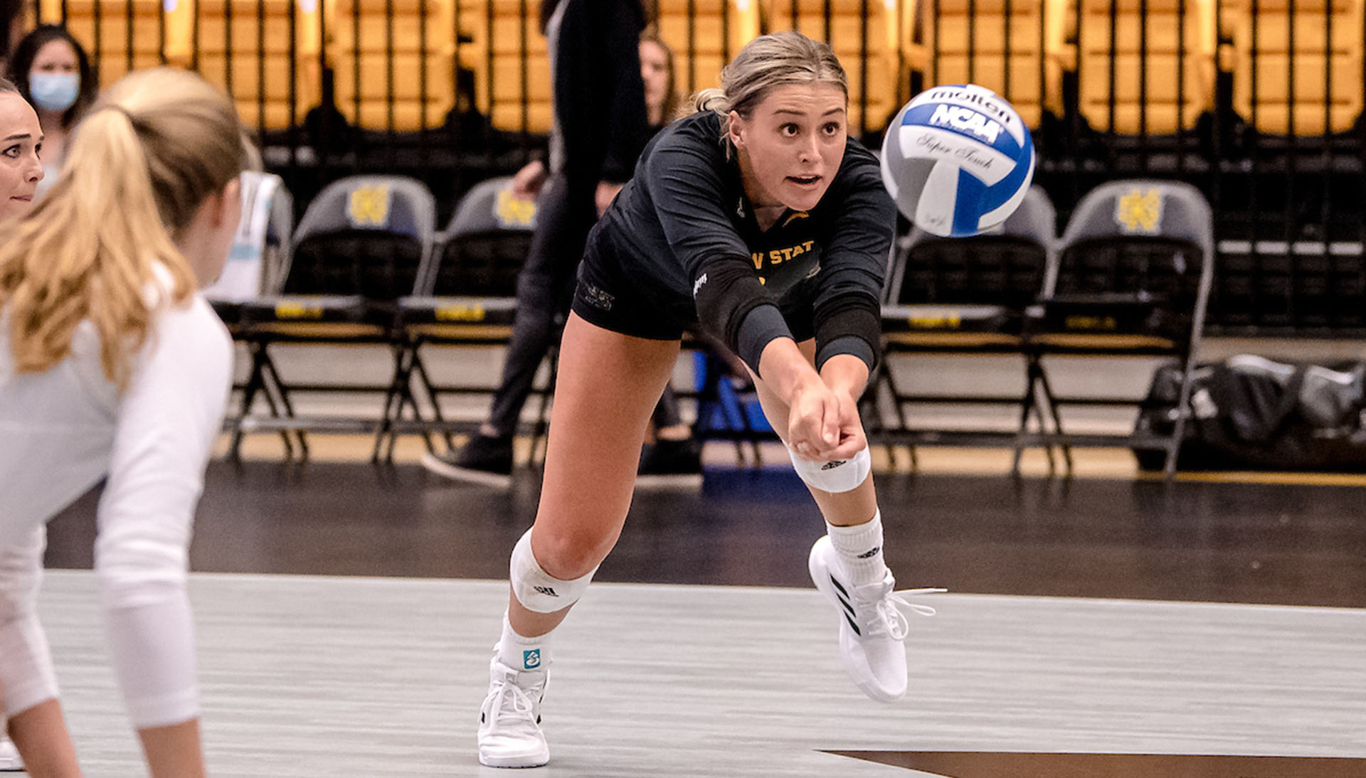 Shelby Dennis - Volleyball - Kennesaw State University Athletics