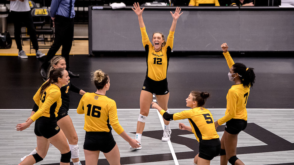 Dani Ballou - Volleyball - Kennesaw State University Athletics