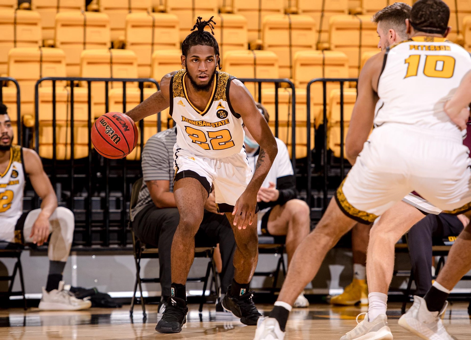 Owls Fall To Bisons In Regular Season Finale - Kennesaw State ...