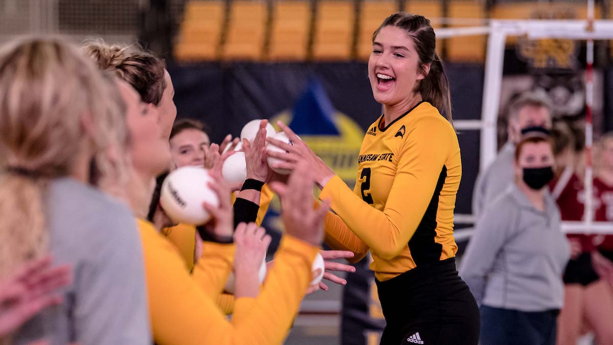 Claire Parsons - Volleyball - Kennesaw State University Athletics