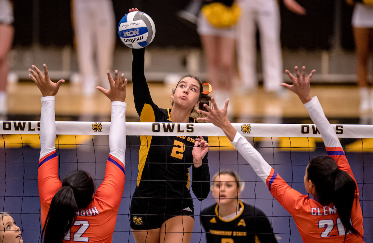 Claire Parsons - Volleyball - Kennesaw State University Athletics