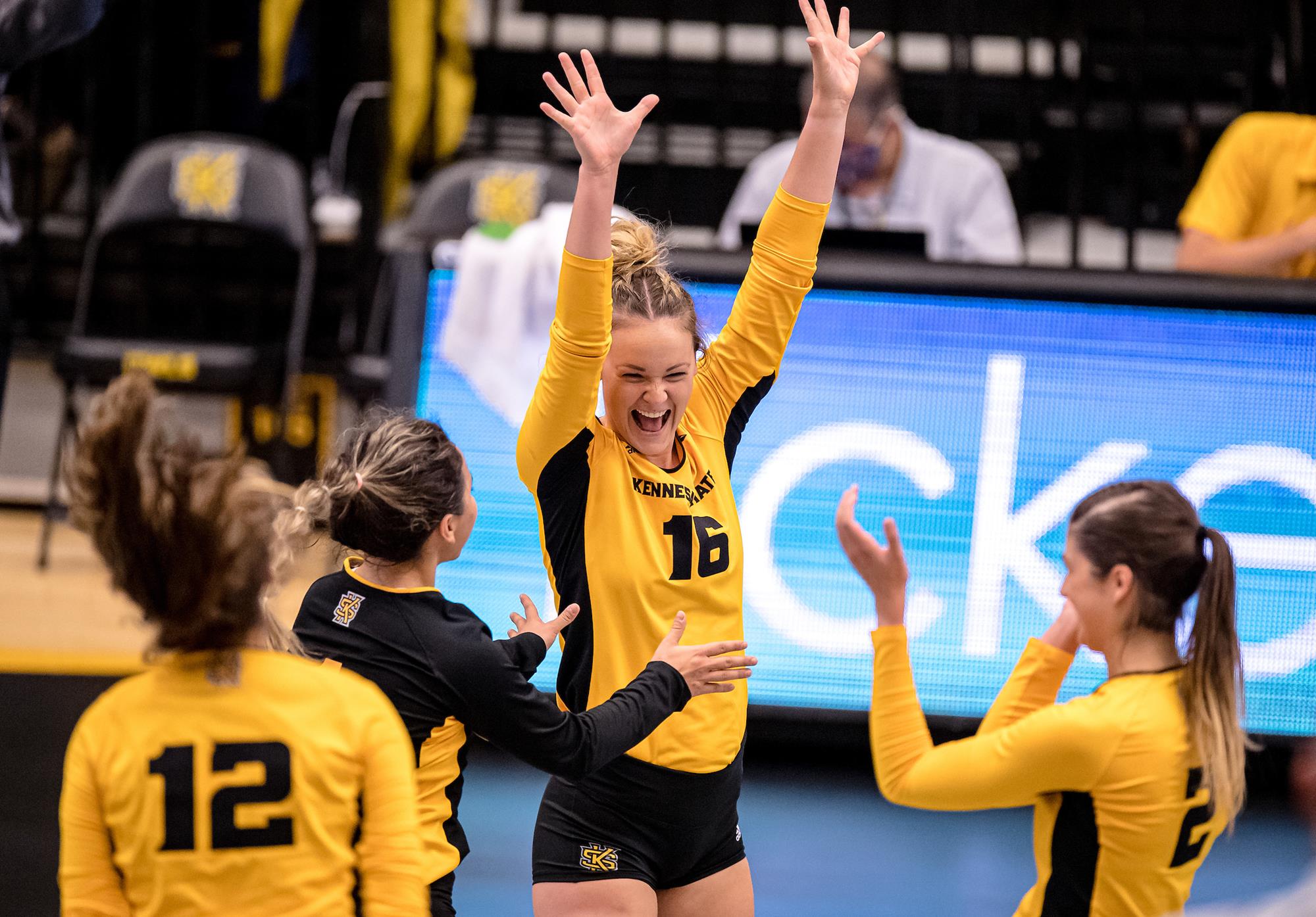 Emma Schurfranz - Volleyball - Kennesaw State University Athletics