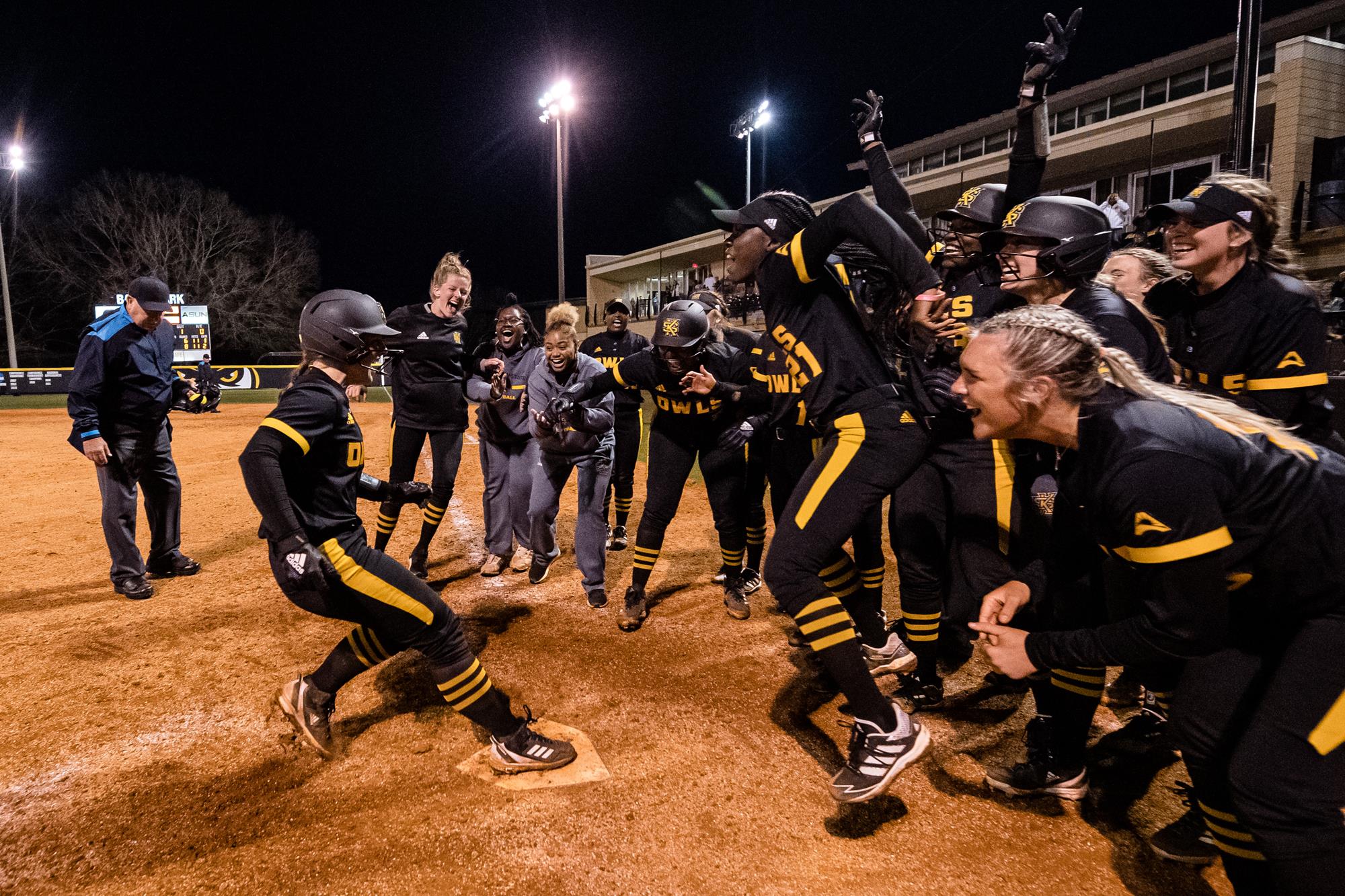 Cates Dominates, Owls Sweep Doubleheader - Kennesaw State University ...