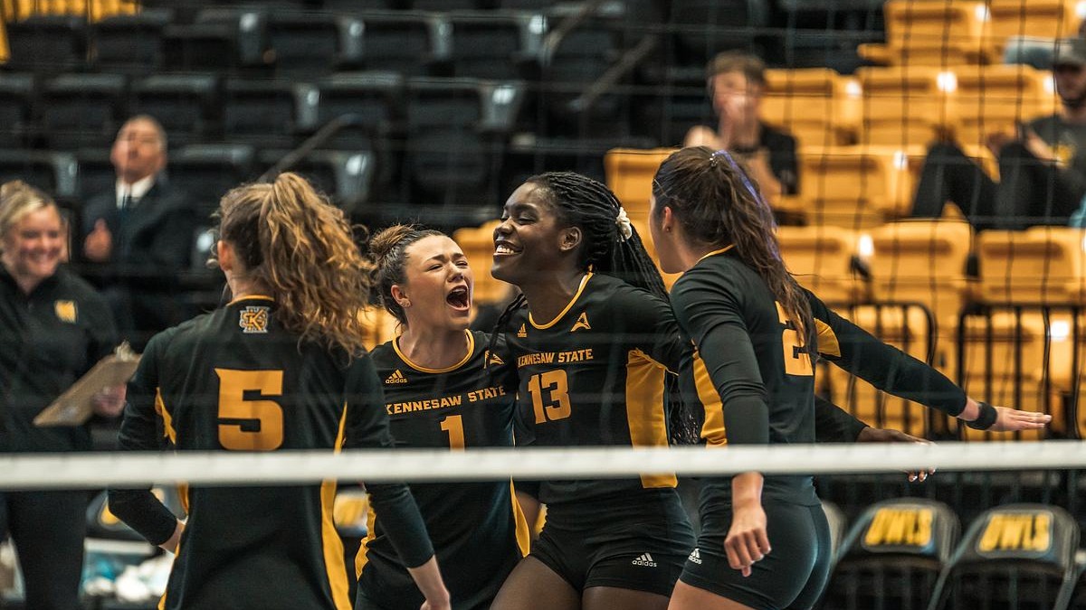 Claire Parsons - Volleyball - Kennesaw State University Athletics