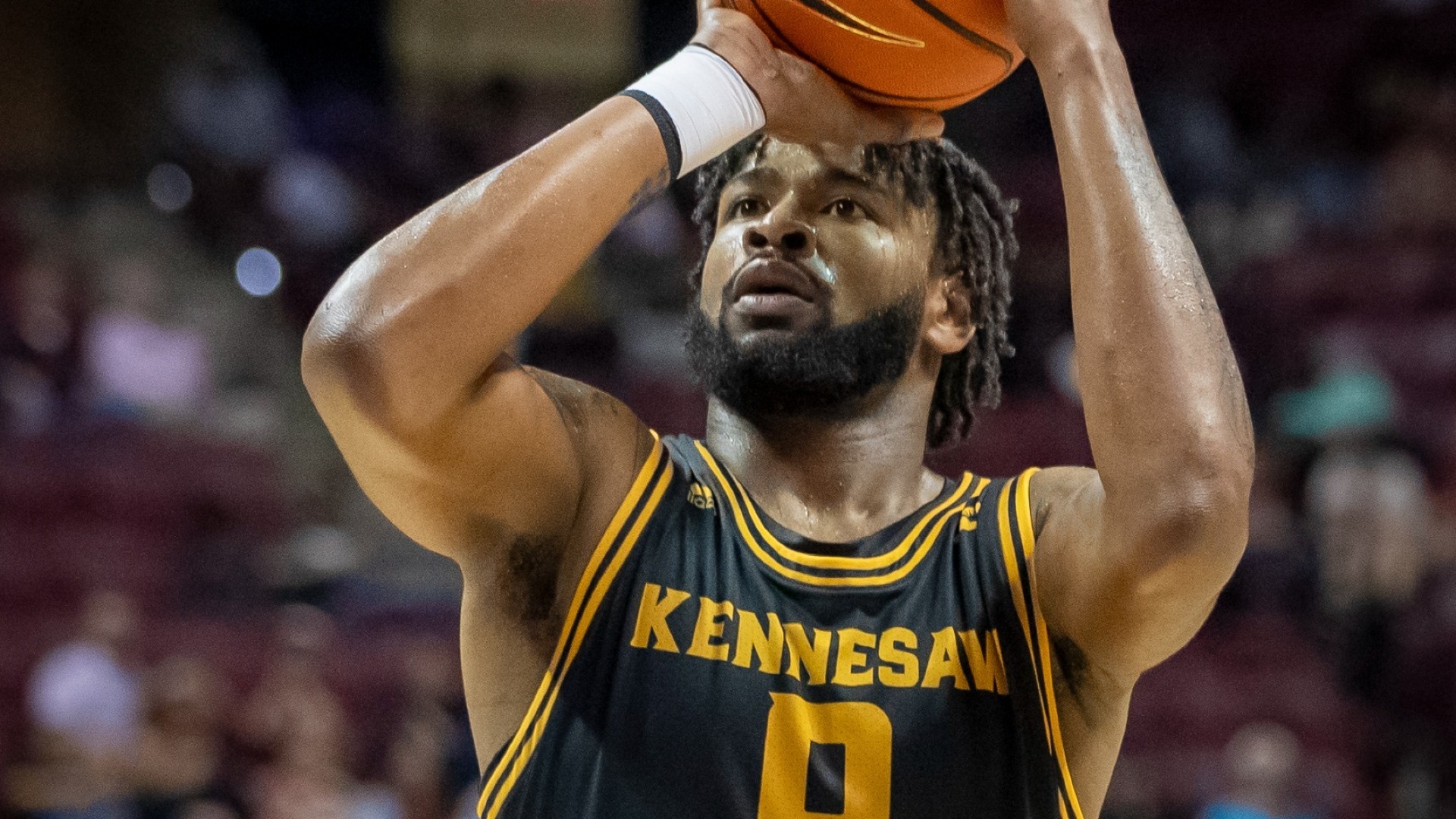 Robinson Again At The Buzzer!! - Kennesaw State University Athletics