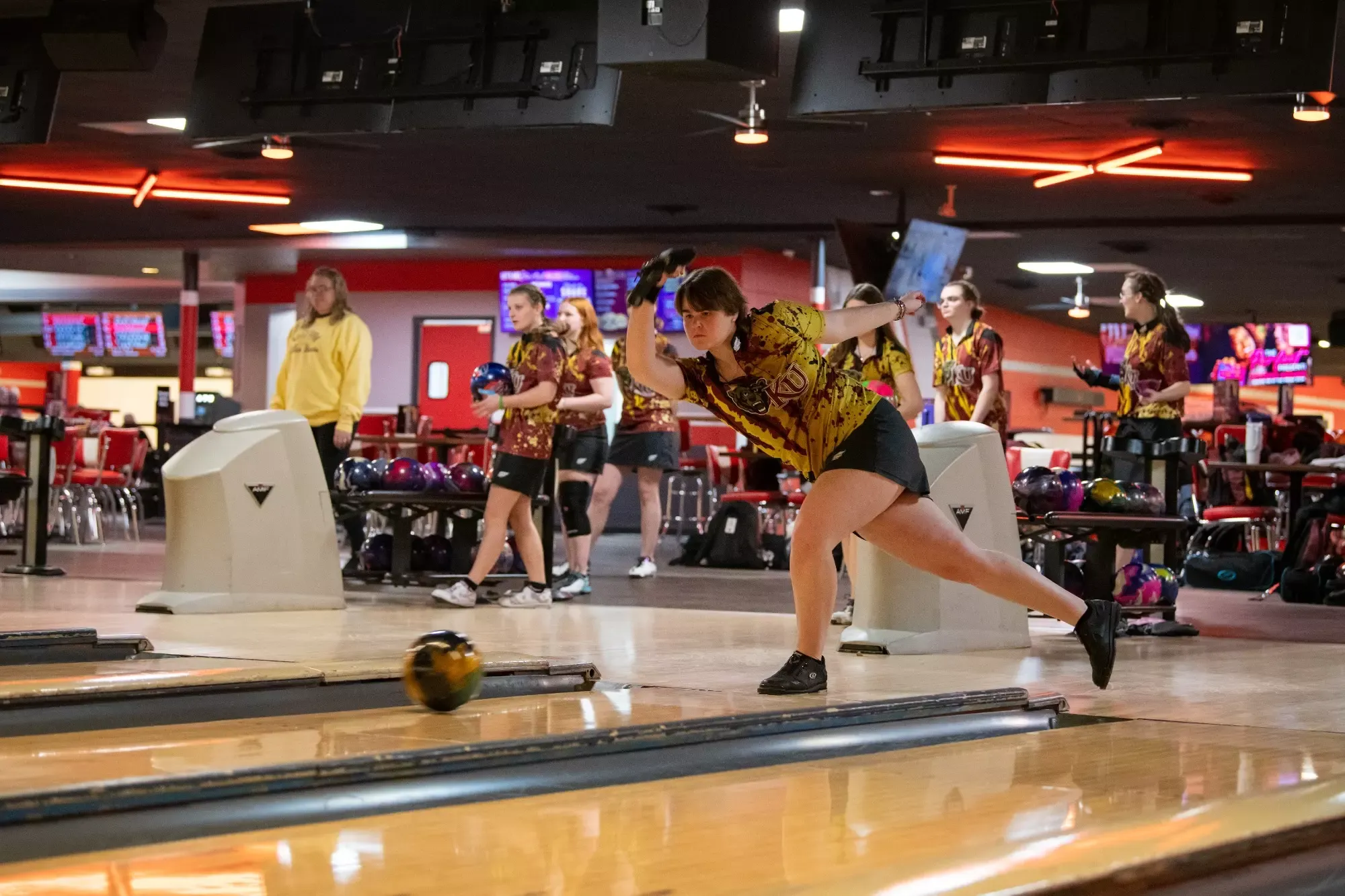 Women's bowling places sixth at Northeast Roundup - Kutztown University ...