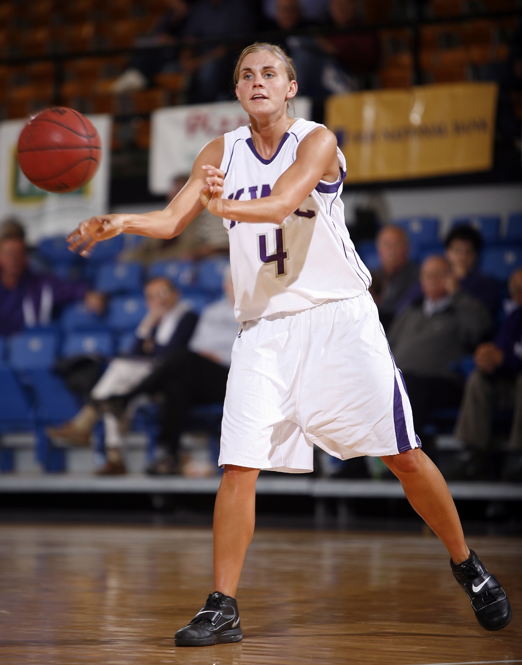 Kristen Rowe - Women's Basketball - Kentucky Wesleyan College Athletics