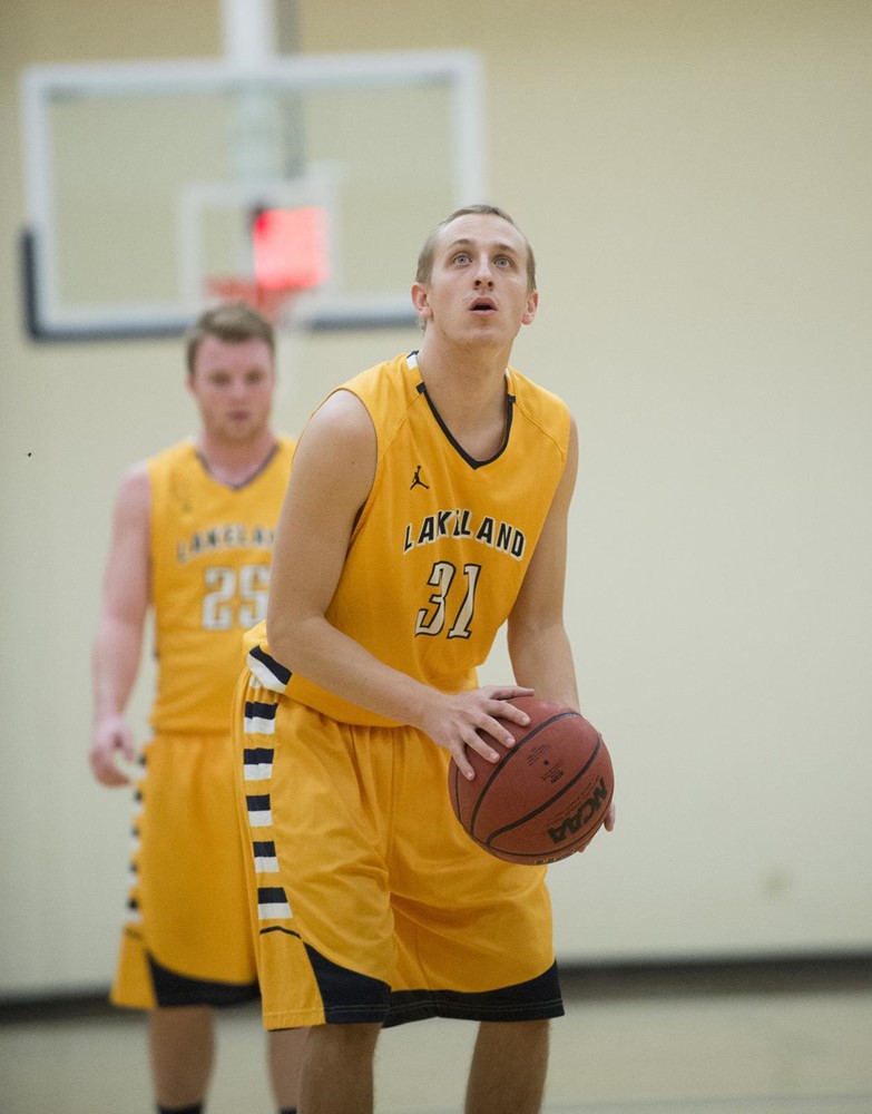 Zach Van Engen - 2015-16 - Men's Basketball - Lakeland University Athletics