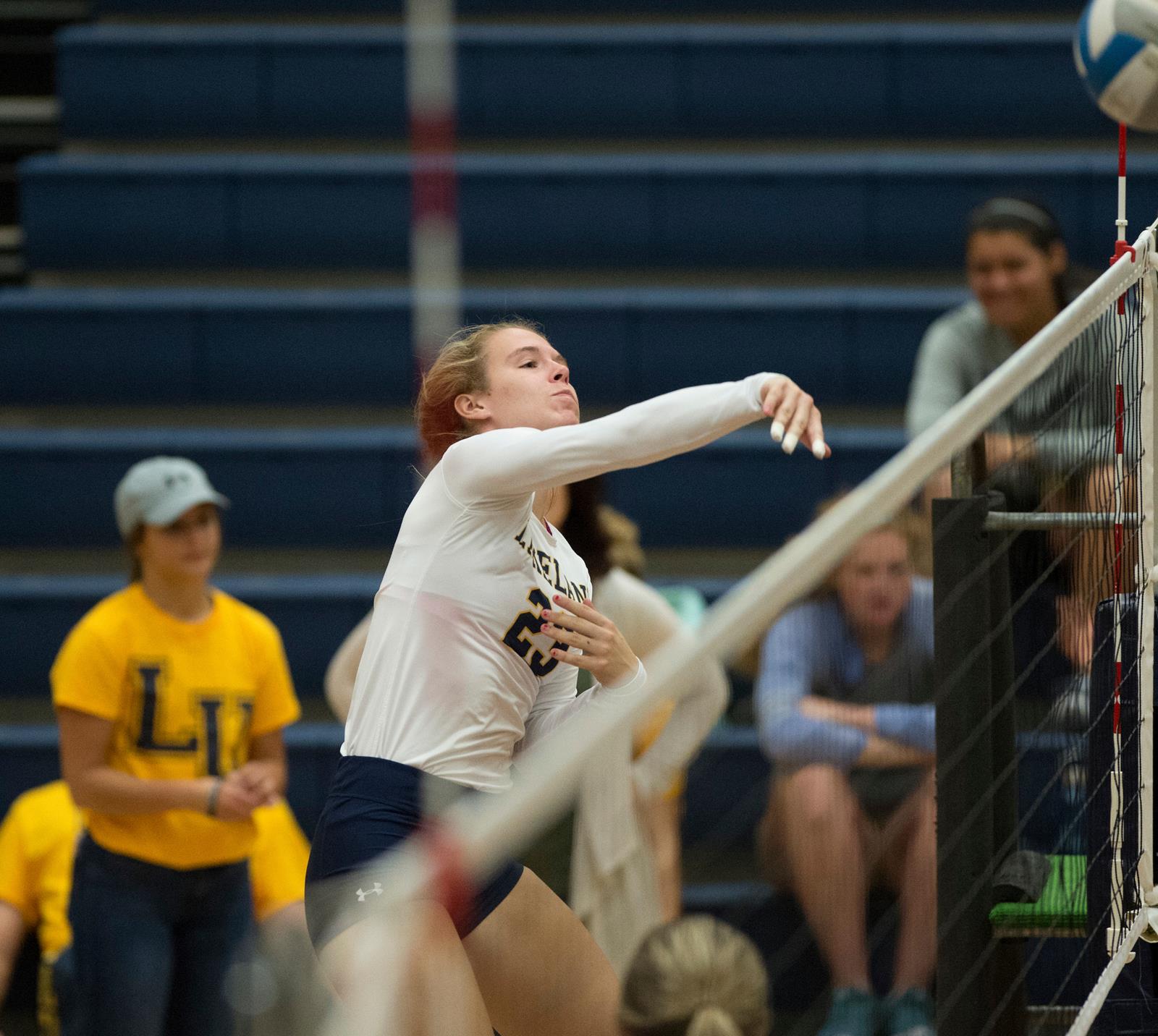 Eliana Arbetman - 2018 - Women's Volleyball - Lakeland University Athletics