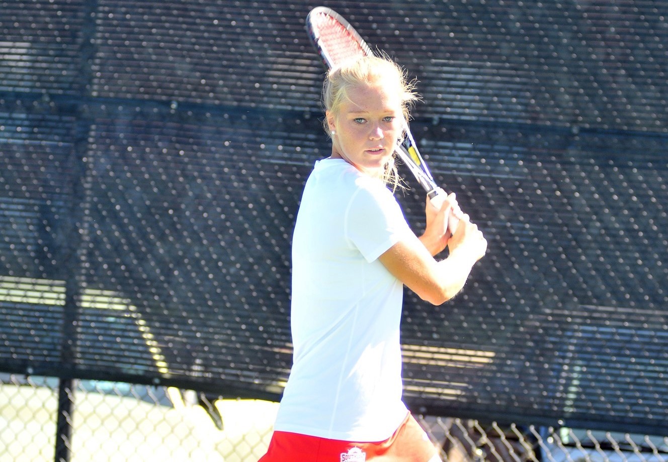 Anna Spengler - 2016-17 - Women's Tennis - Lamar University Athletics