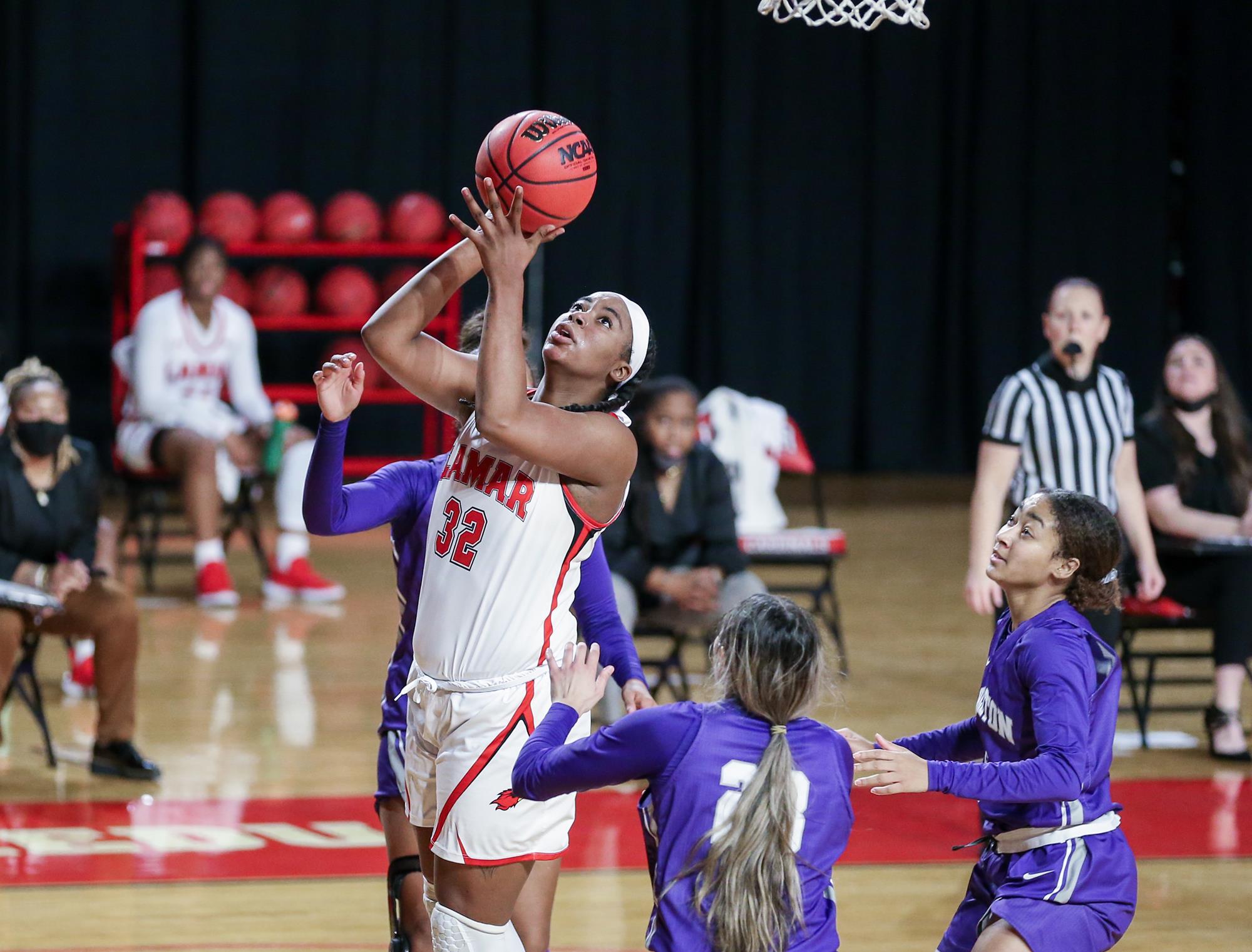 Umaja Collins - 2019-20 - Women's Basketball - Lamar University Athletics