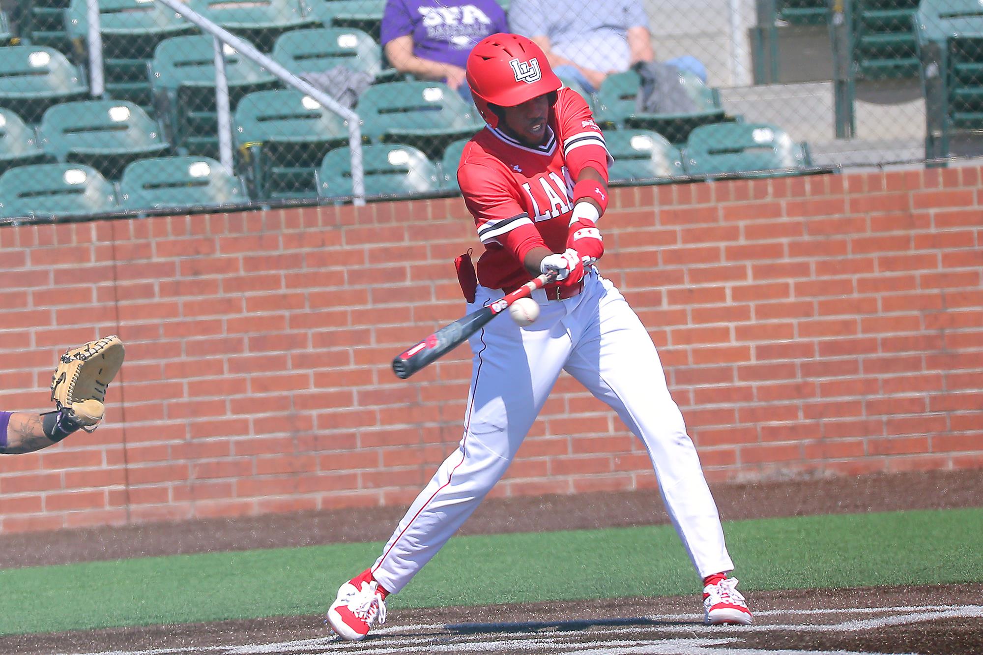 Big Red Drops Series Opening Doubleheader - Lamar University Athletics