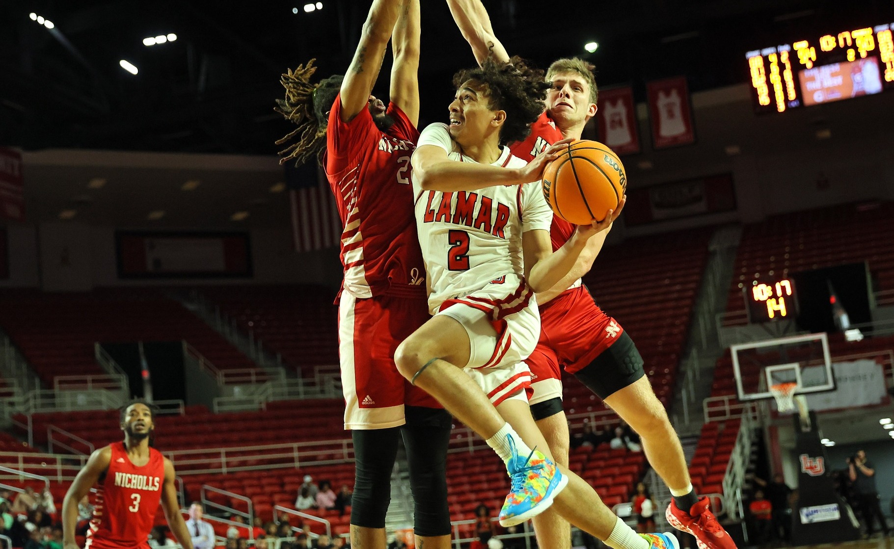 Calmese Hits Game-Winning Three With 1.3 on Clock - Lamar University ...