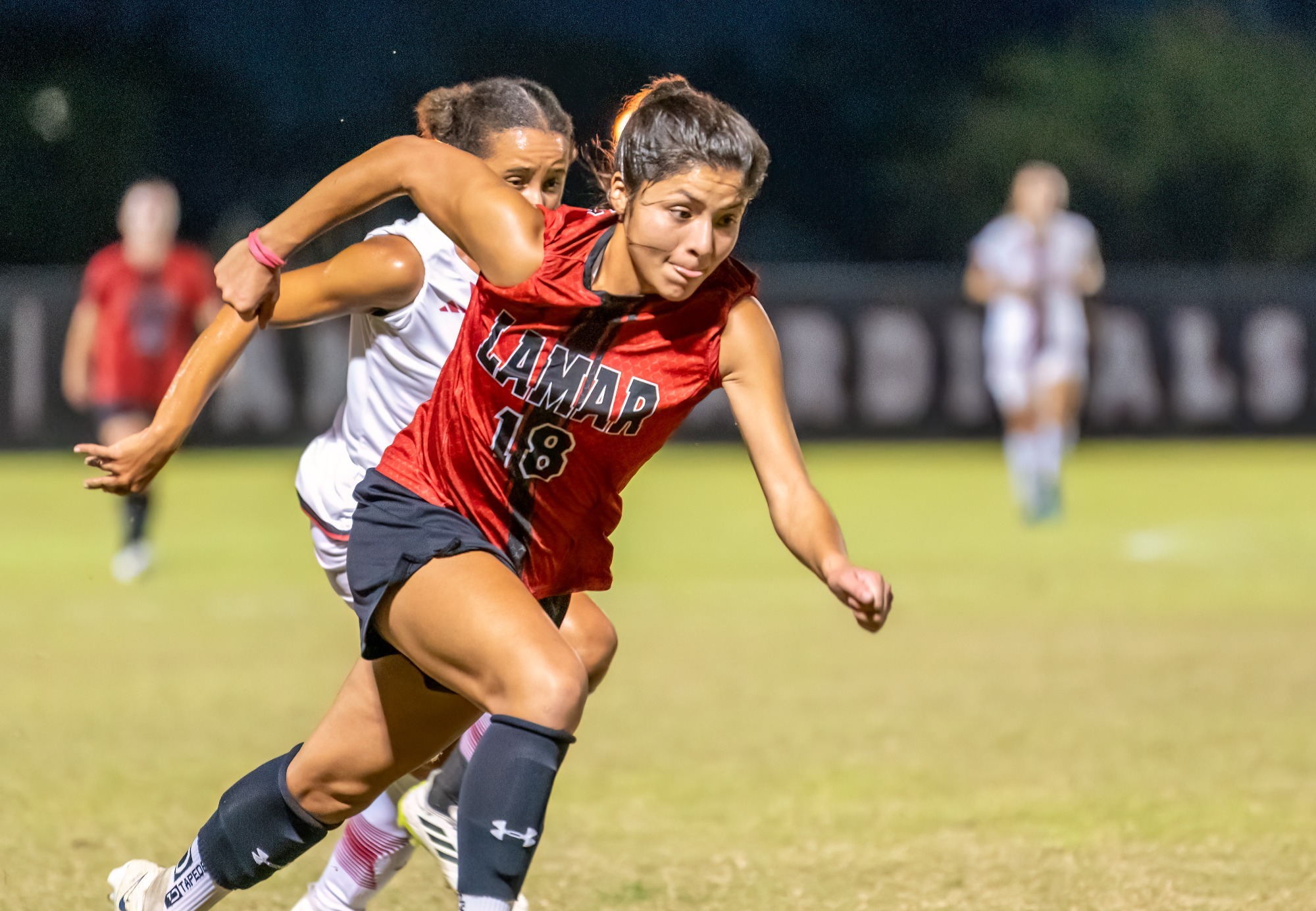 Big Red Captures Eleventh Straight Victory - Lamar University Athletics