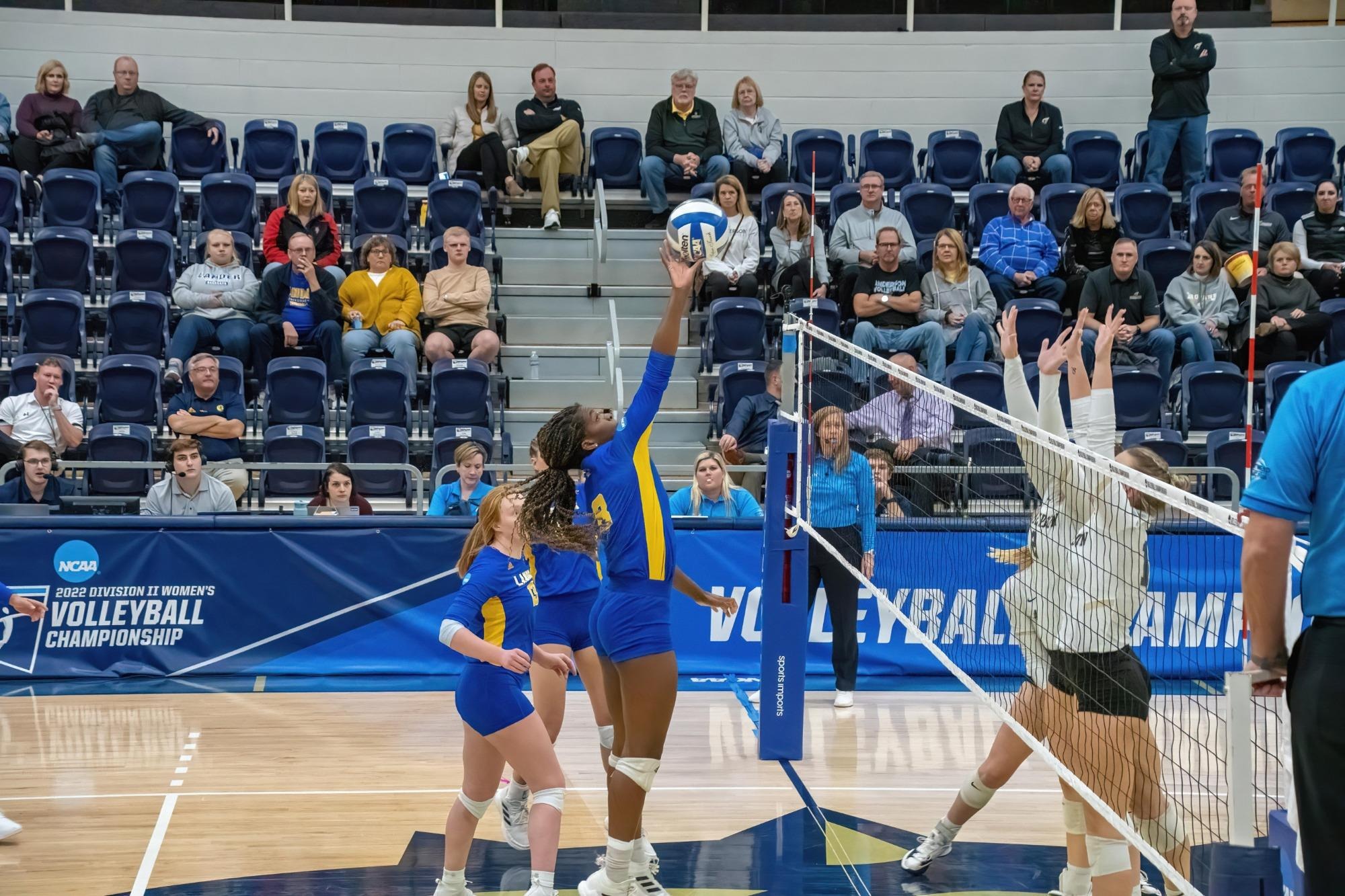 Maya Walker - 2022 - Women's Volleyball - Lander University