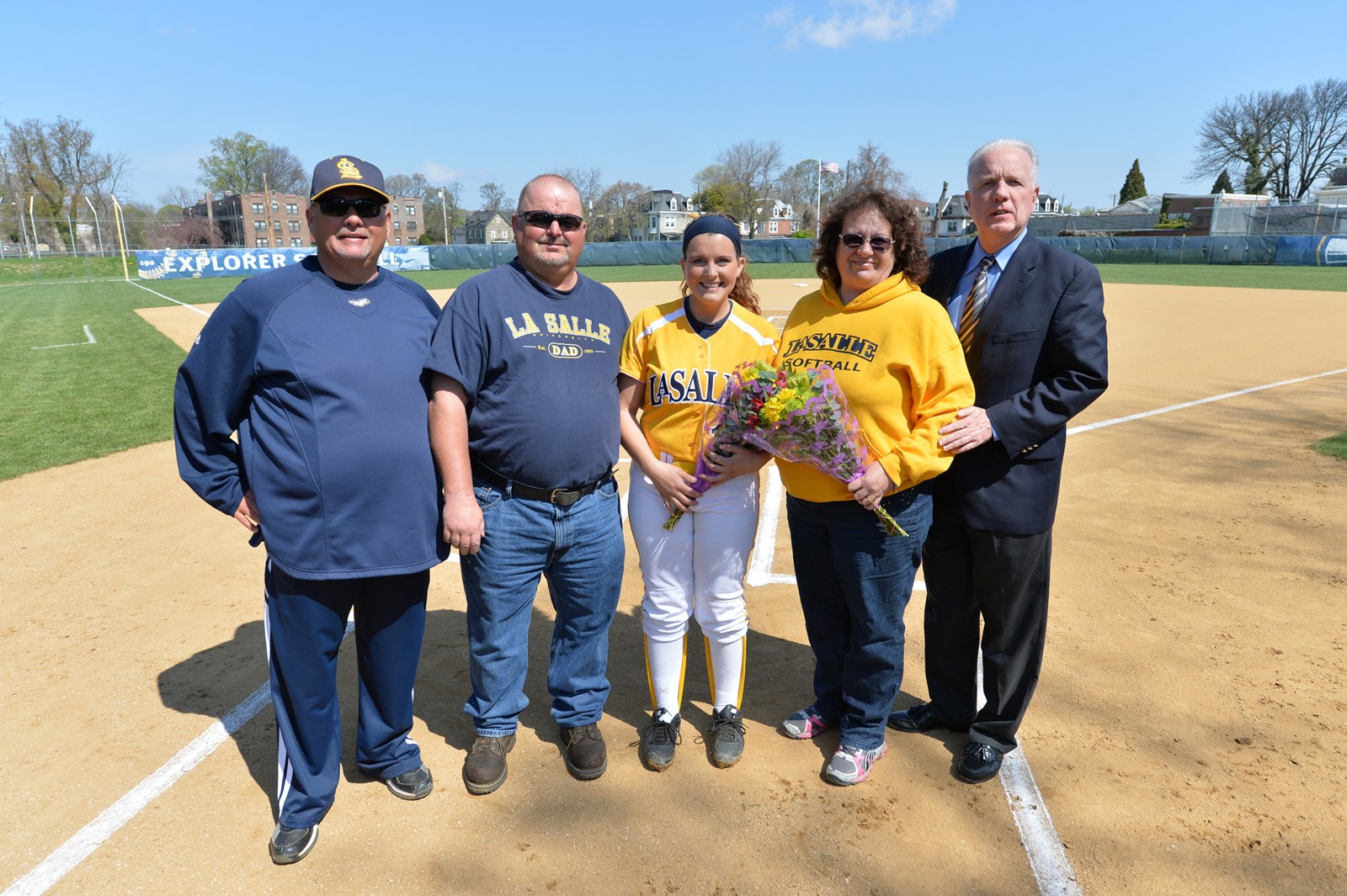 Jamie Dellinger - Softball - La Salle University Athletics