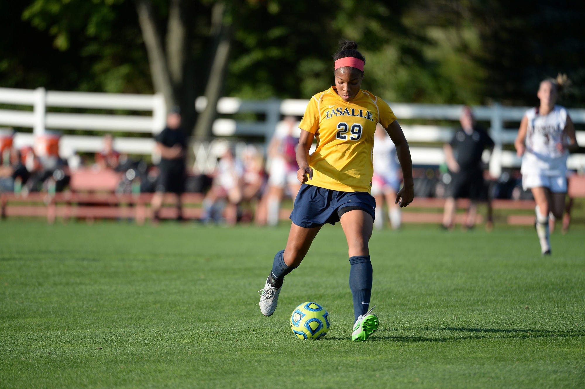 Deja Davis - Women's Soccer - La Salle University Athletics