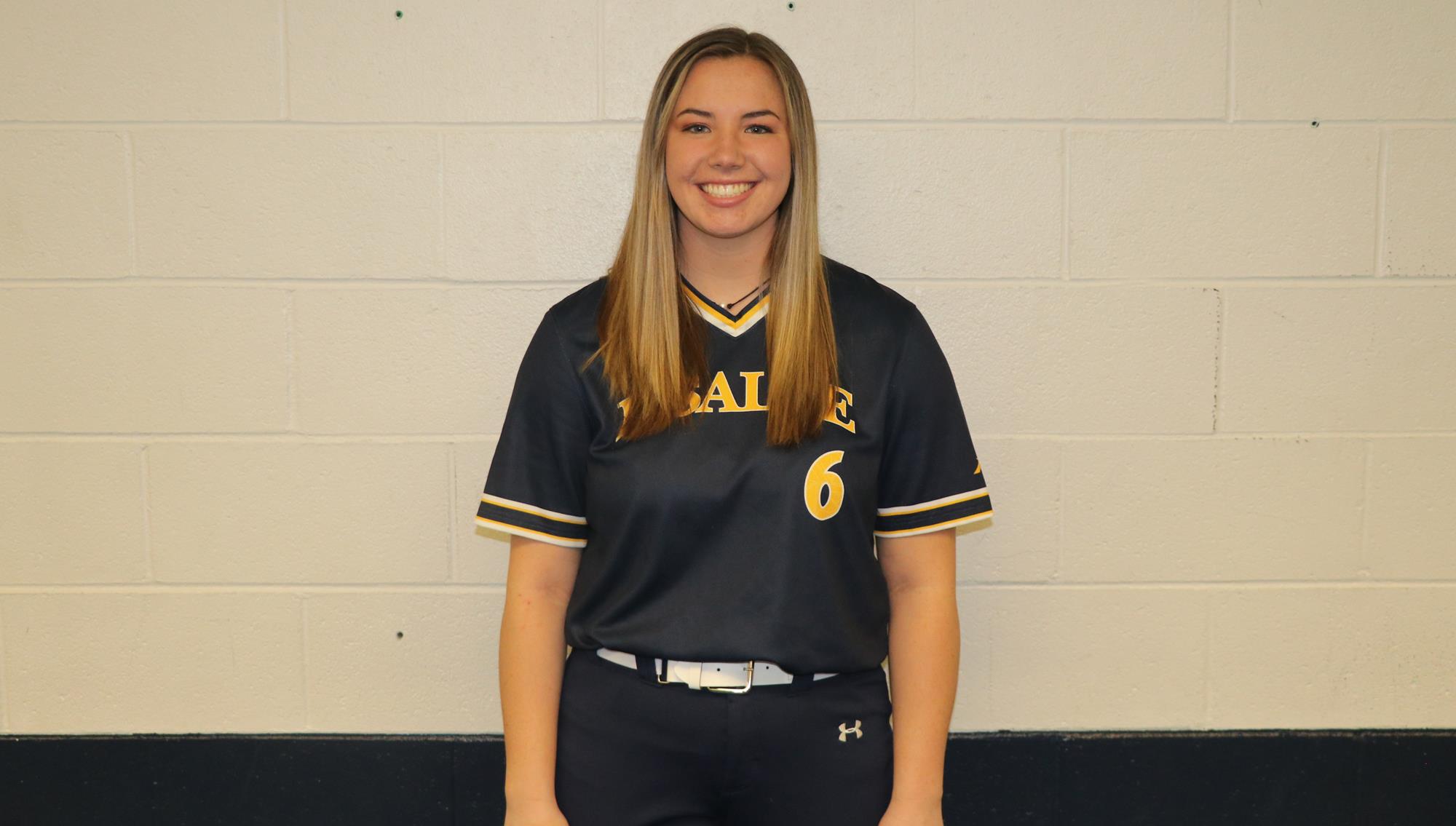 Softball Adds Toomey as Transfer - La Salle University Athletics