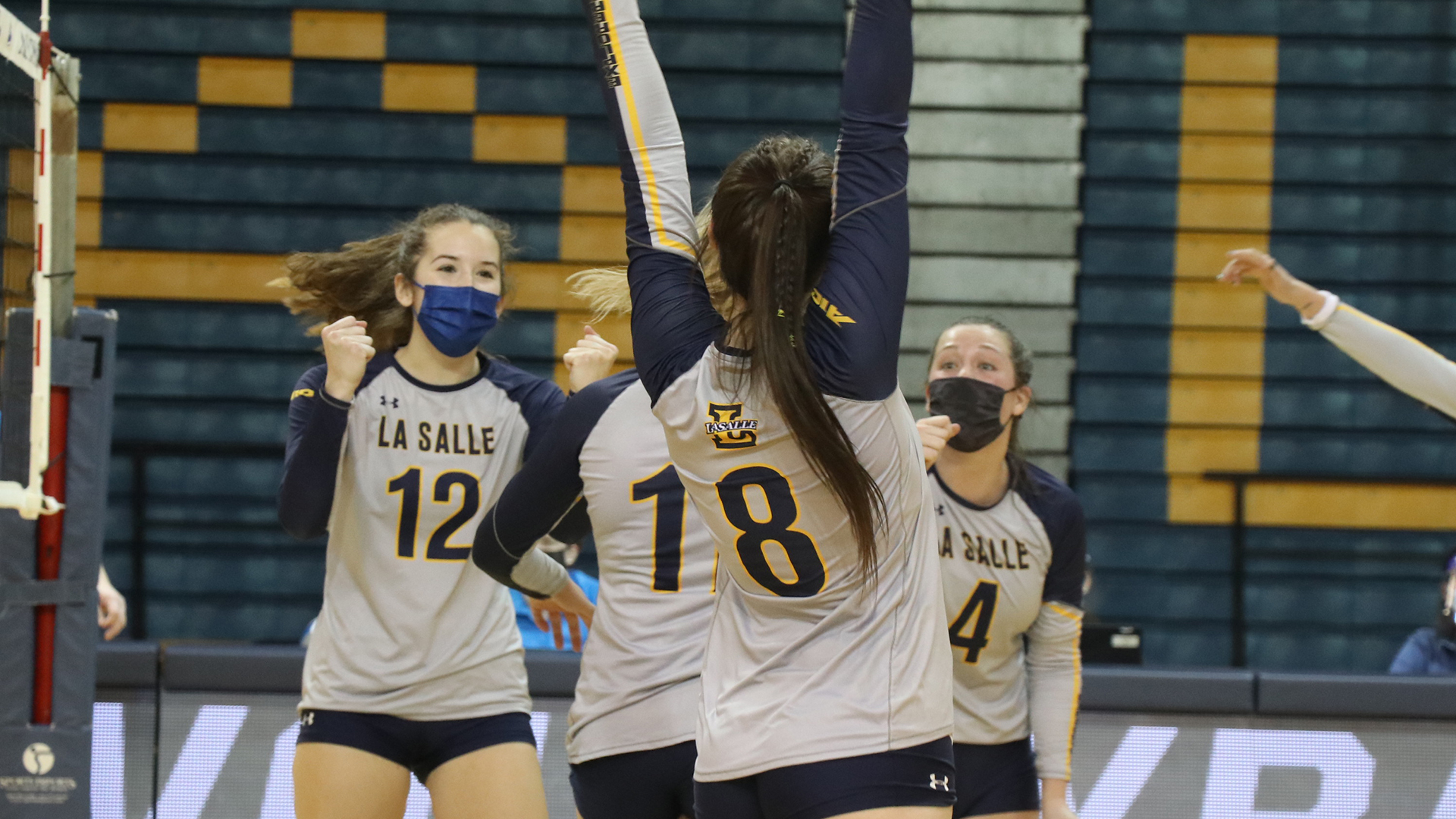 Volleyball Wins Third Straight, Sweeps George Mason in Home Opener - La ...