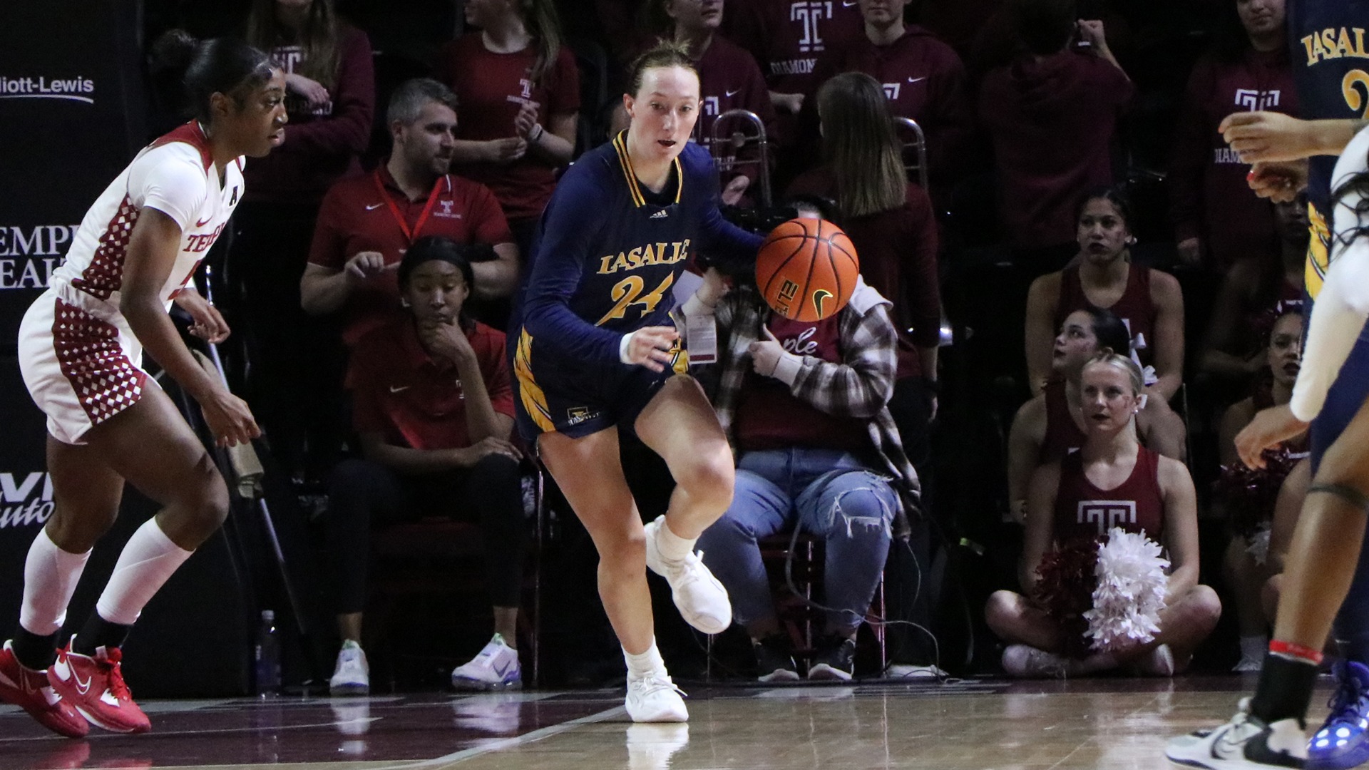 Amy Jacobs - Women's Basketball - La Salle University Athletics