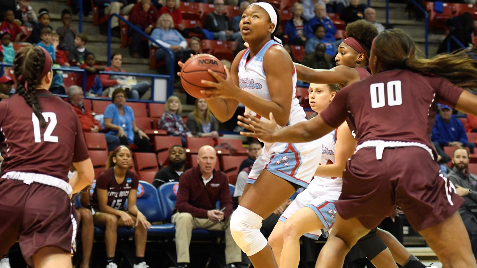 Reauna Cleaver - Women's Basketball - LA Tech Athletics