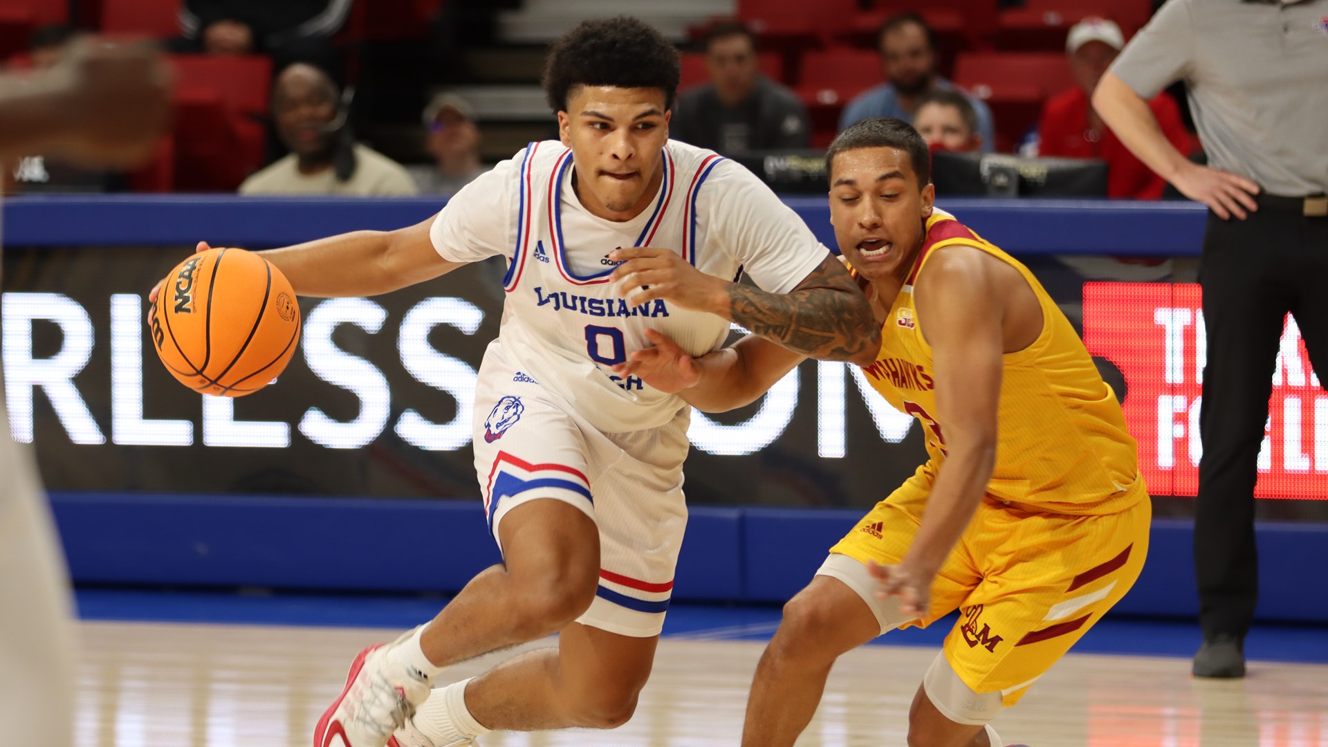 Bulldogs Light Up Warhawks - LA Tech Athletics