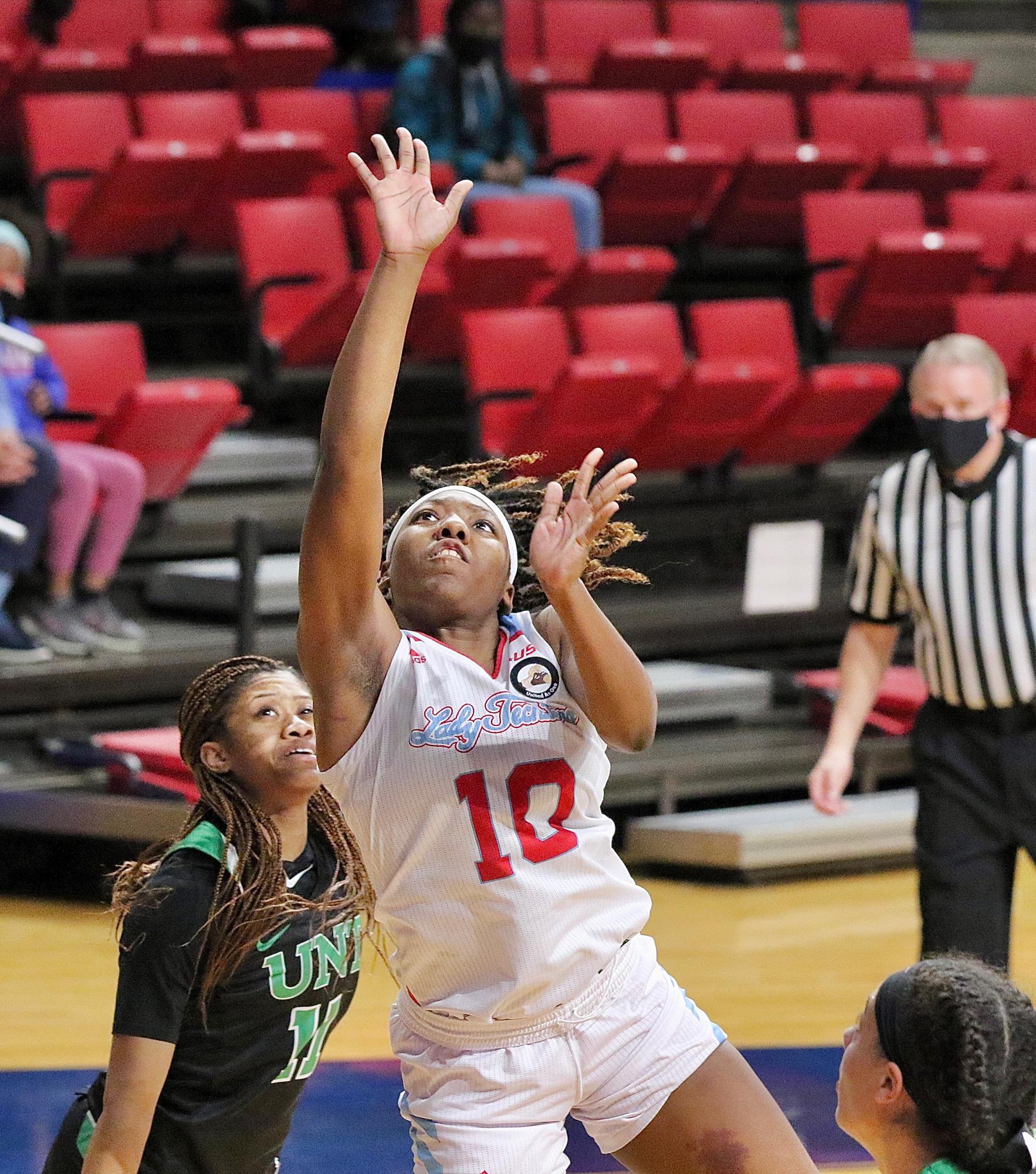 Amber Dixon - Women's Basketball - LA Tech Athletics