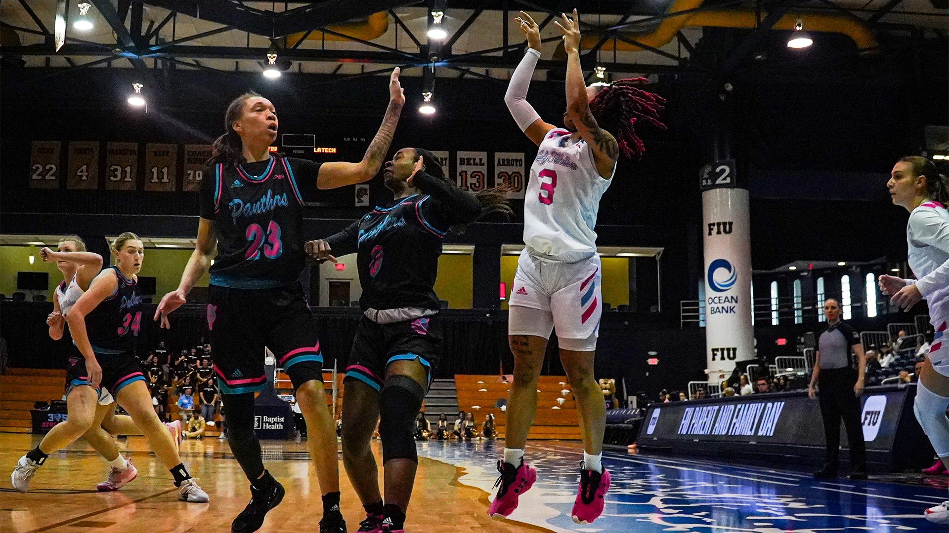 Robyn Lee - Women's Basketball - LA Tech Athletics