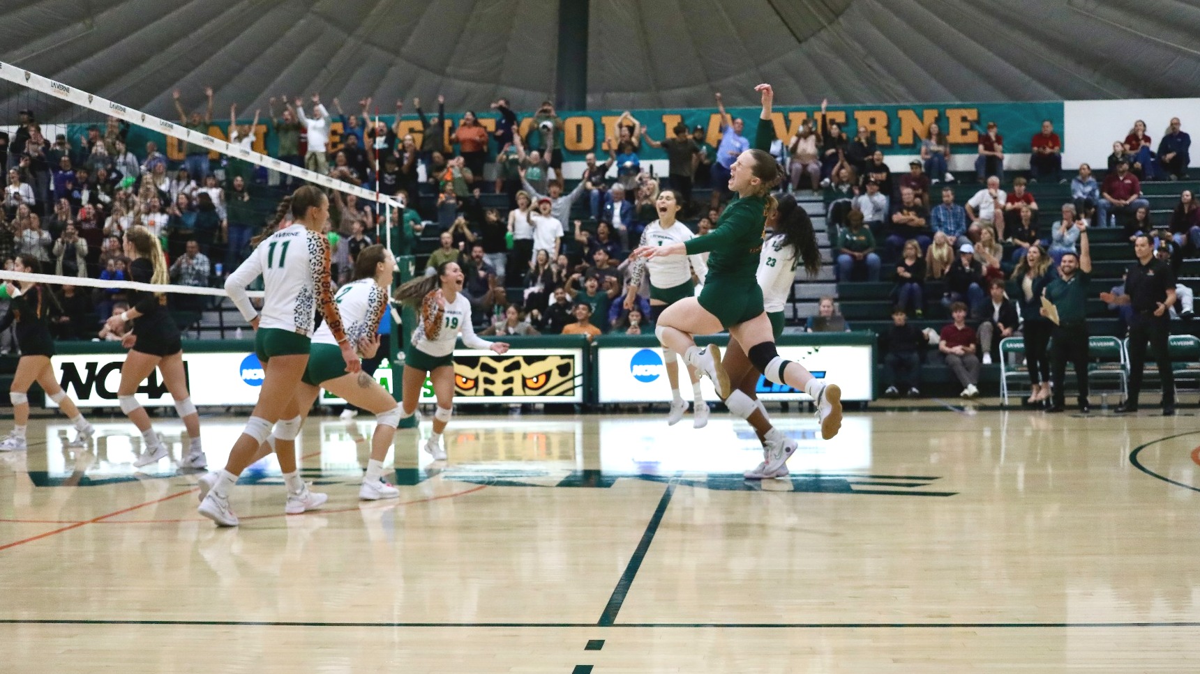 No. 21 Leopards Stun No.4 CMS - University of La Verne