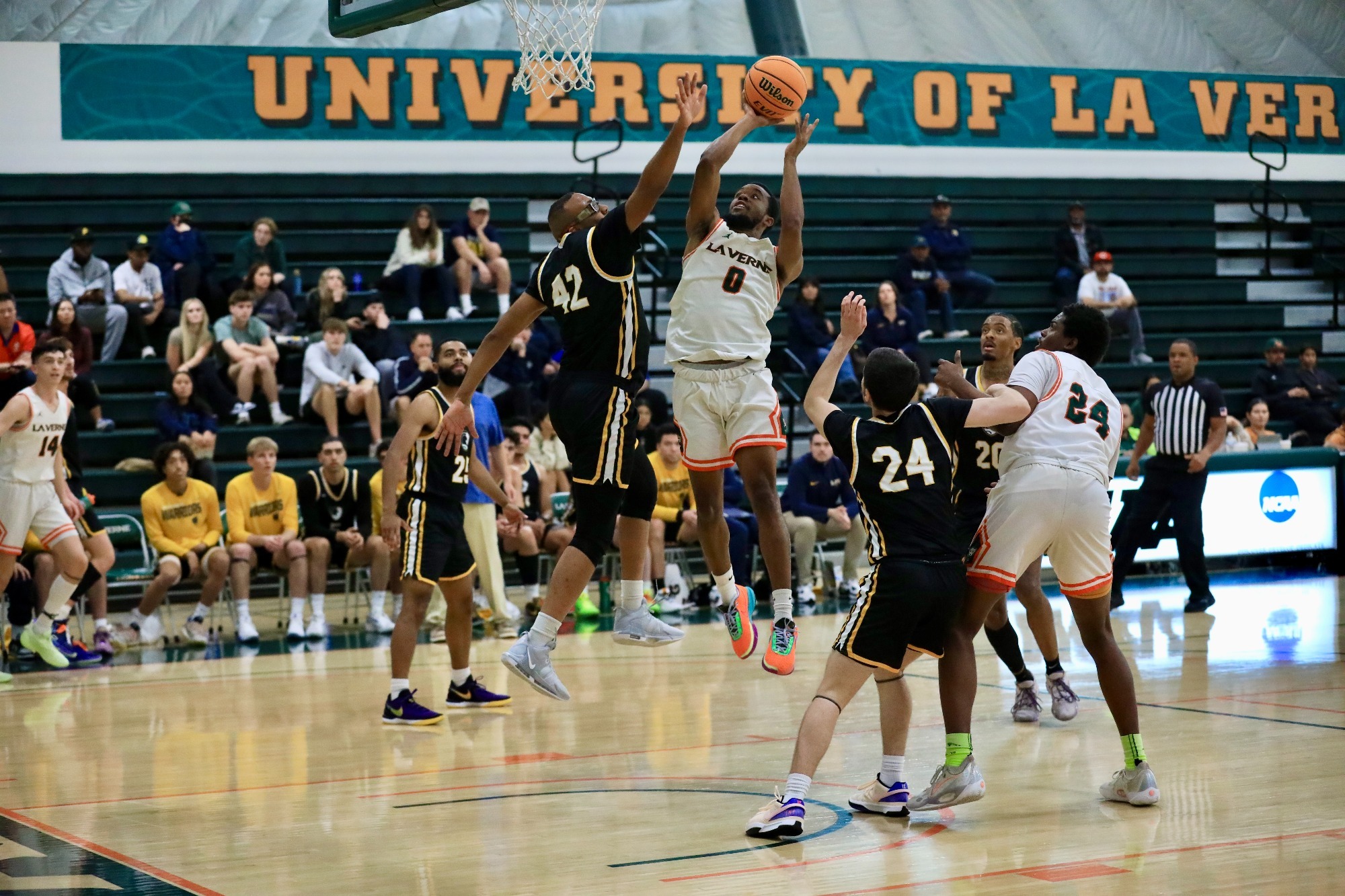 Dahmaj Warren - 2023-24 - Men's Basketball - University of La Verne