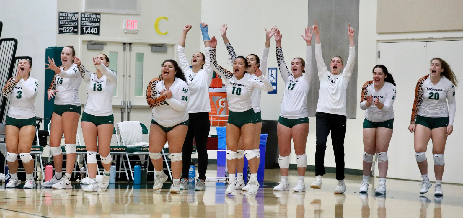 Leopards beat #19 UCSC 3-1 - University of La Verne