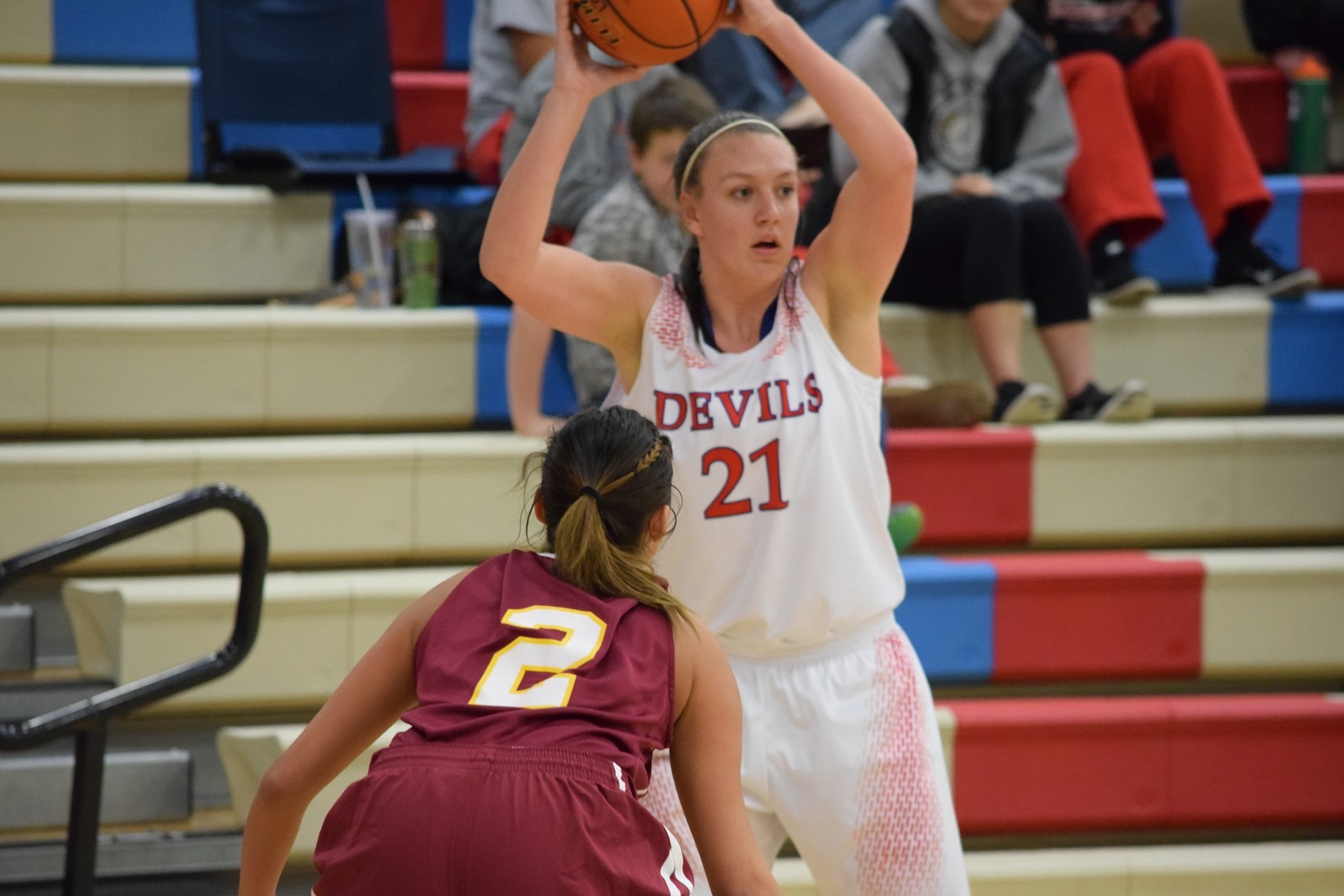 Kaitlin Lewis - Women's Basketball - Lower Columbia College Athletics