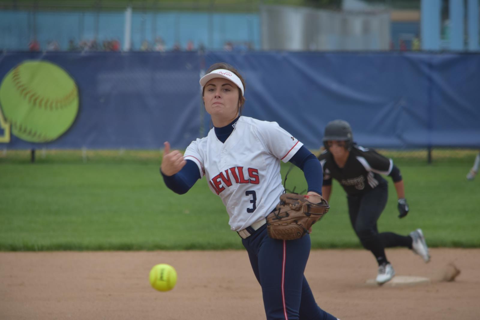 Bailey Ellis - Softball - Lower Columbia College Athletics