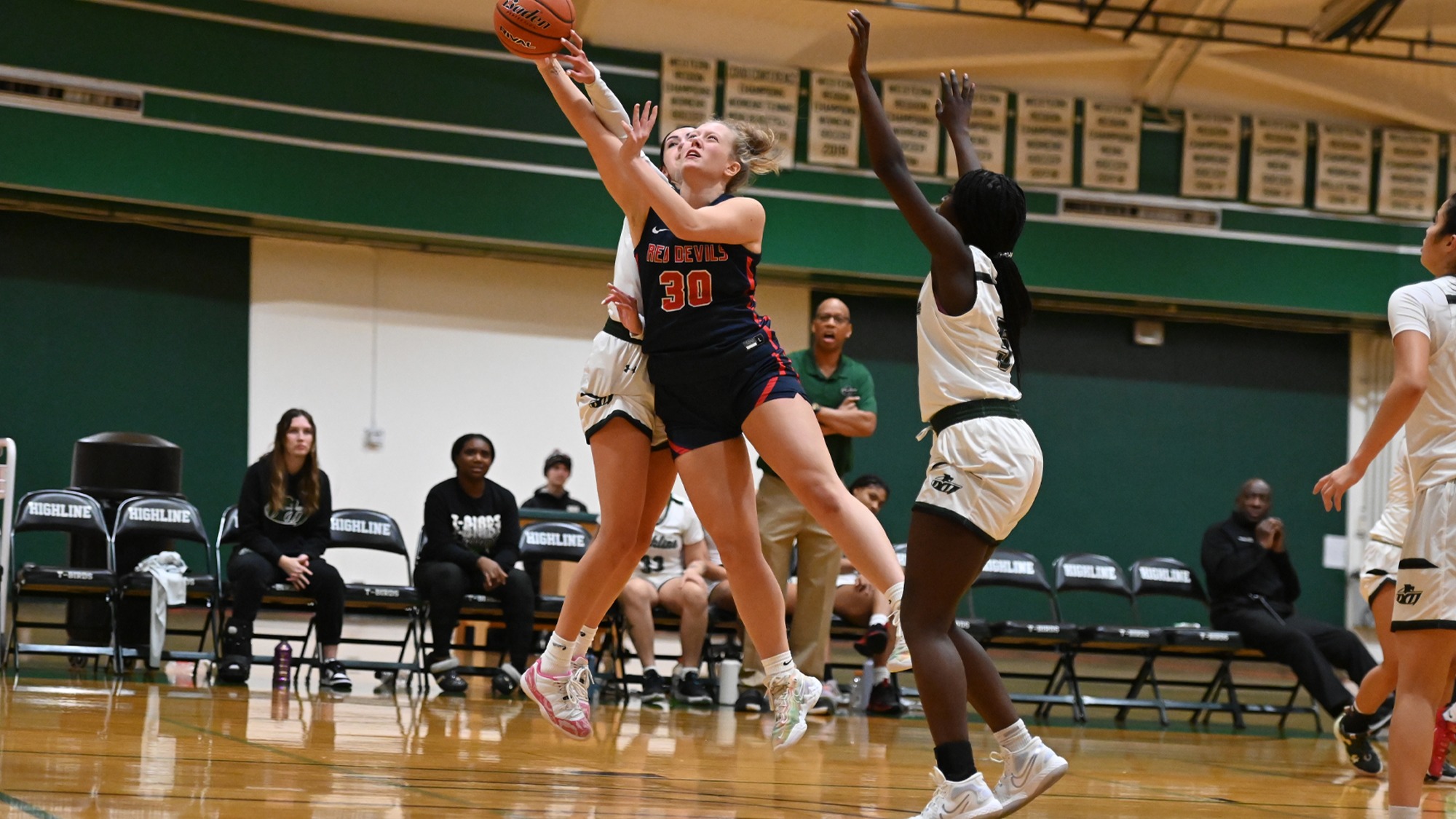 Caitlin Wachmann - Women's Basketball - Lower Columbia College Athletics