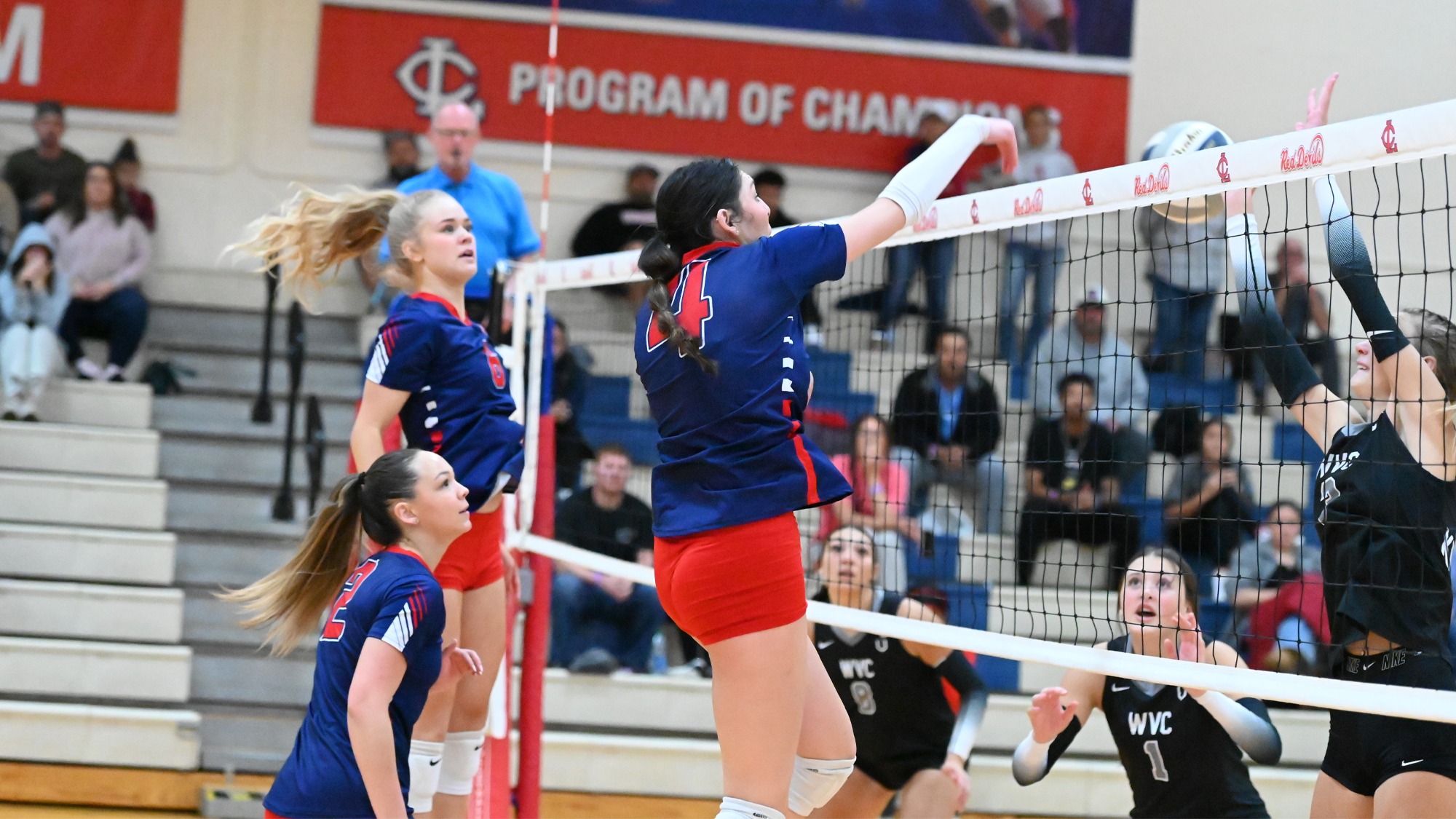 Kate Onespot-Danforth - Women's Volleyball - Lower Columbia College ...
