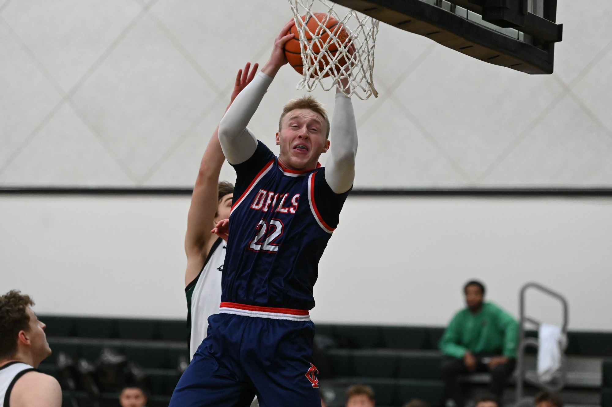 Ashton Harvey - Men's Basketball - Lower Columbia College Athletics