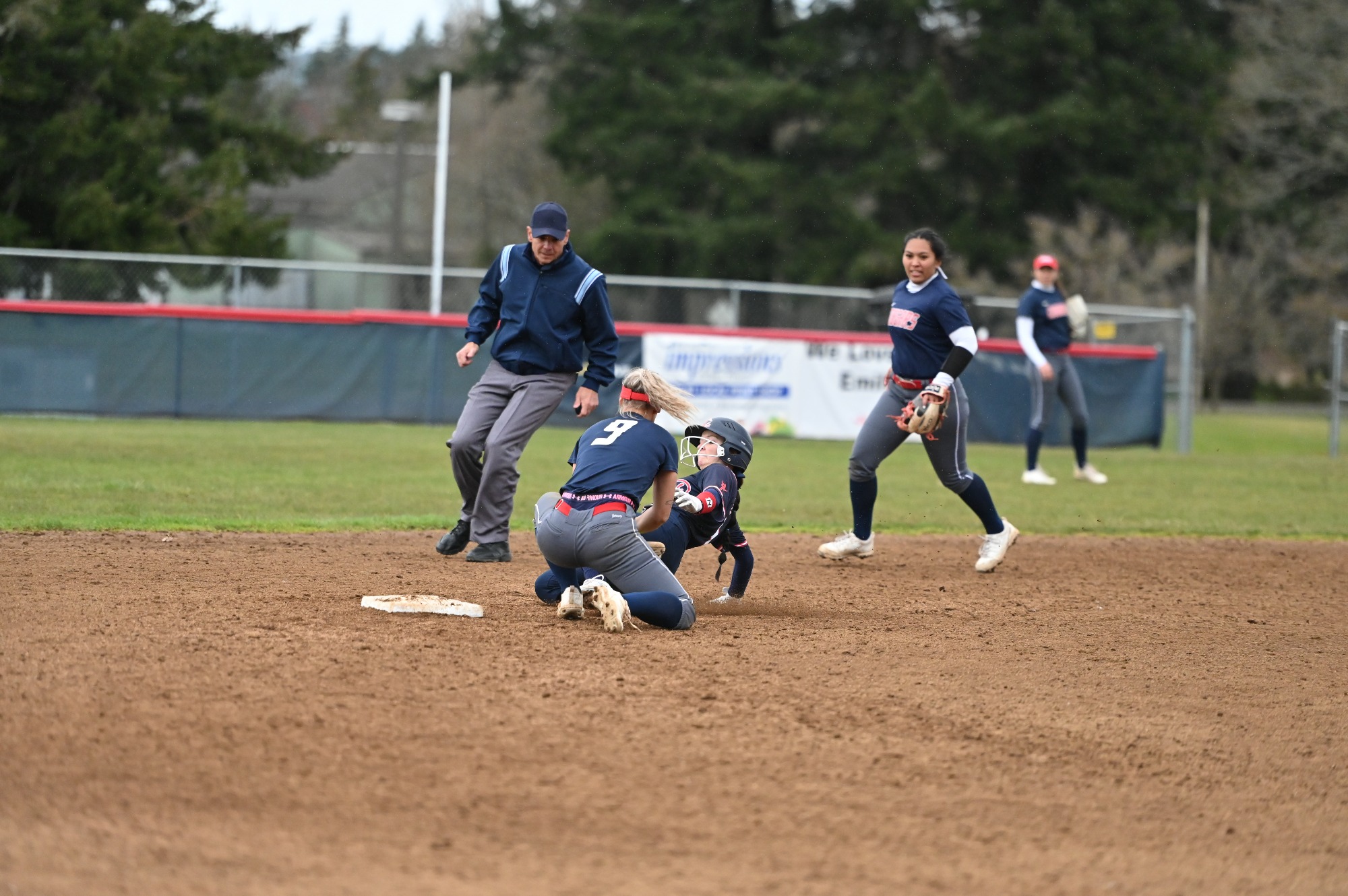 Ella Dillon - Softball - Lower Columbia College Athletics