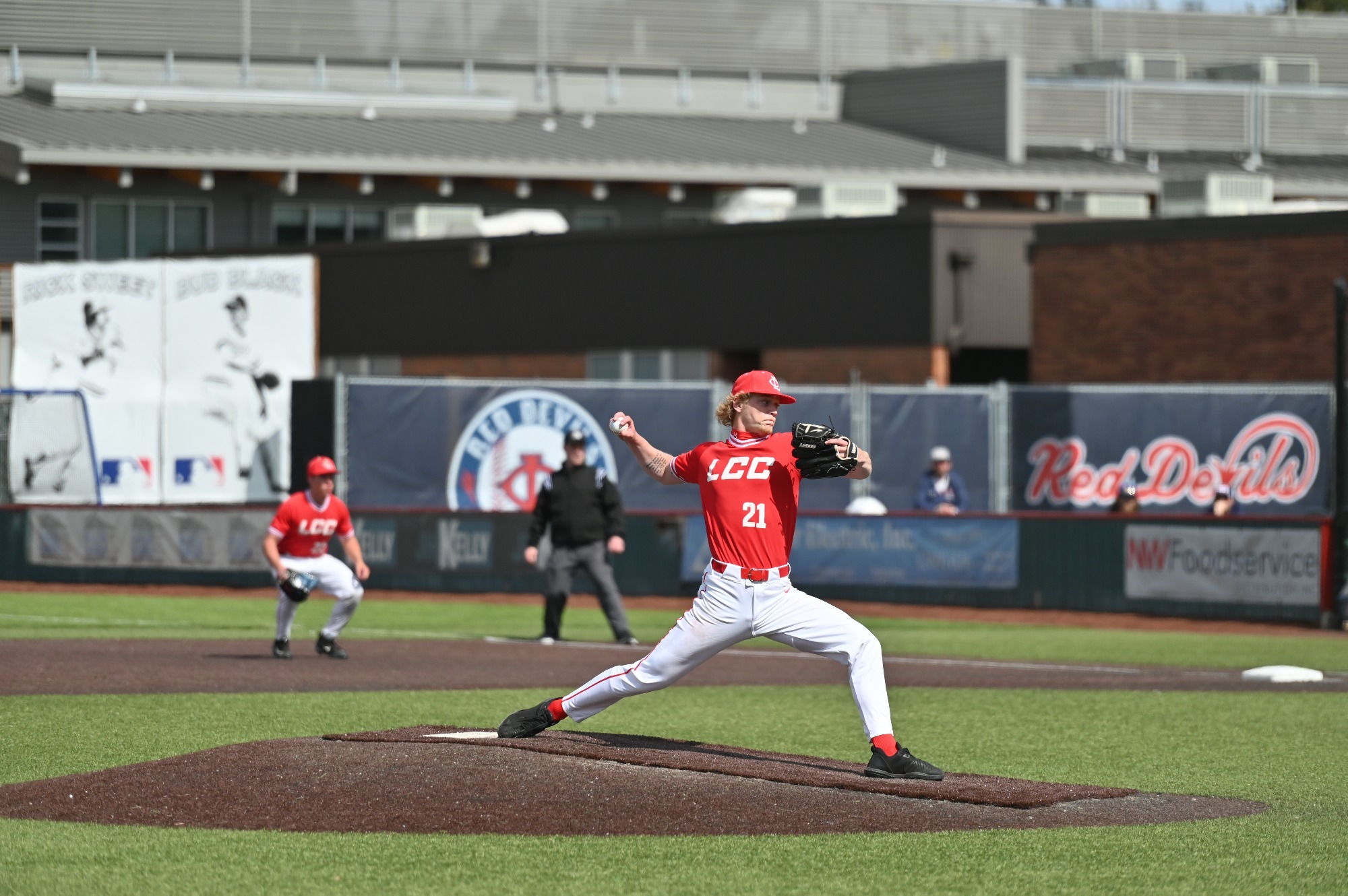 Hayden Morrison - Baseball - Lower Columbia College Athletics