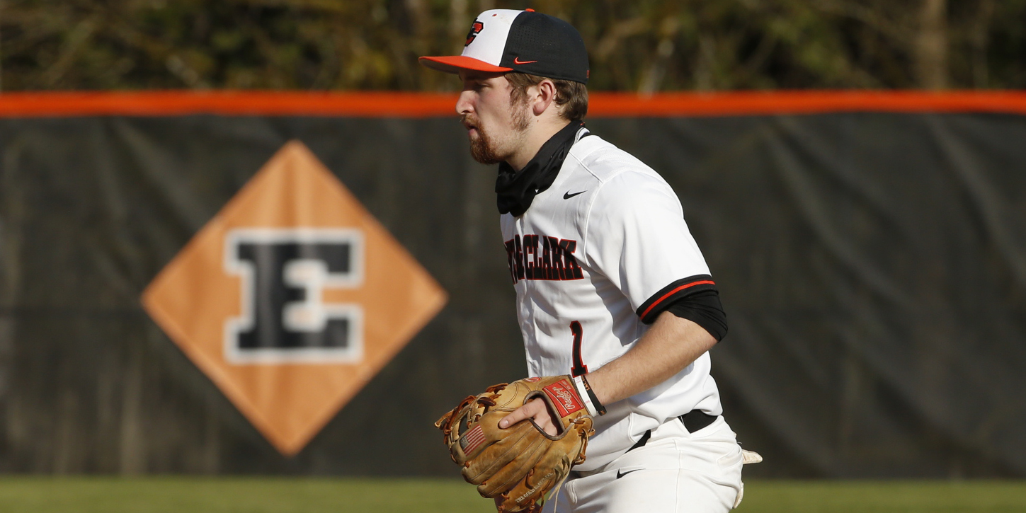 Lewis & Clark opens series in defeat - Lewis & Clark College