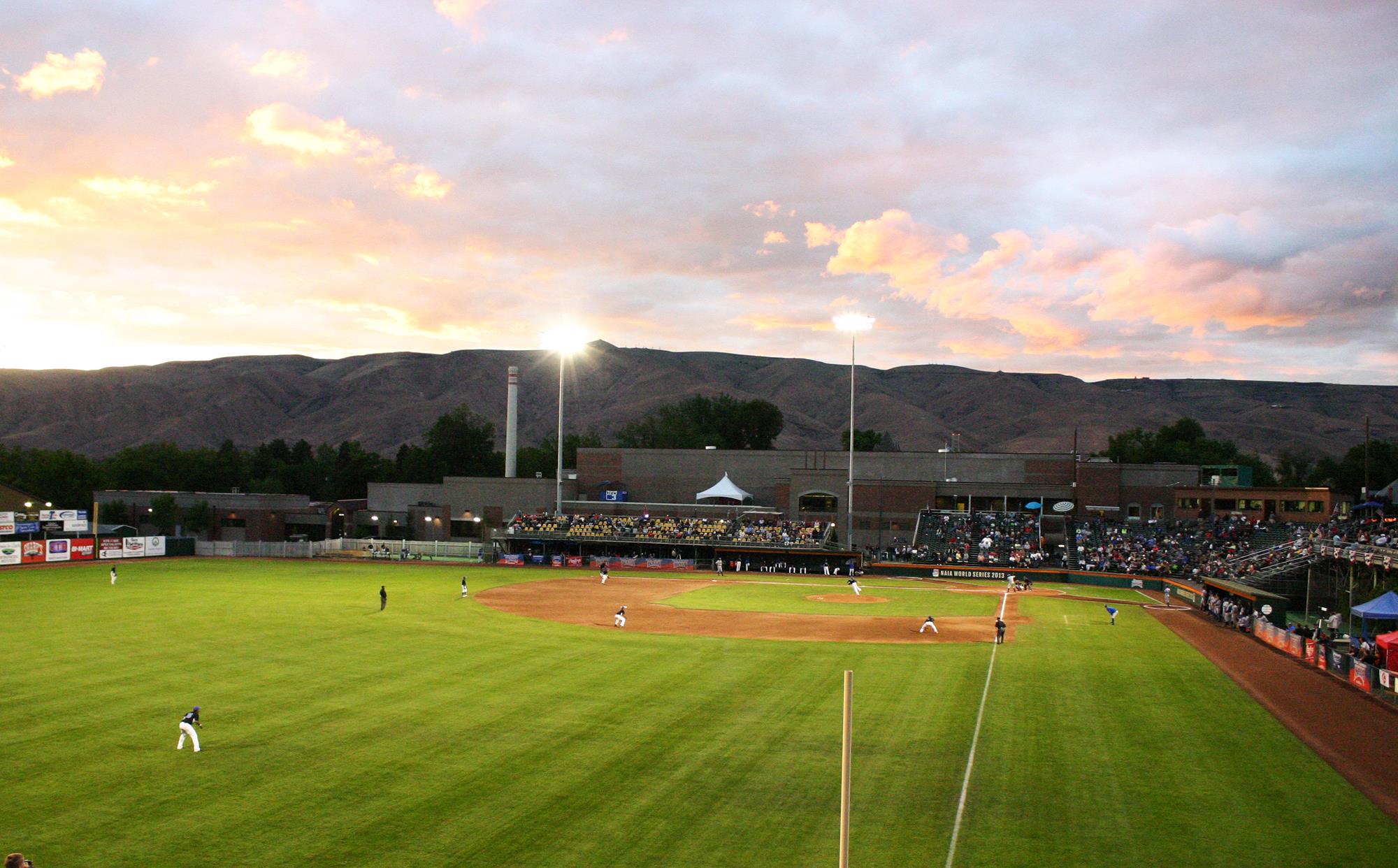 Cascade Conference Allows LC State to Have Fans Wearing Face Coverings ...