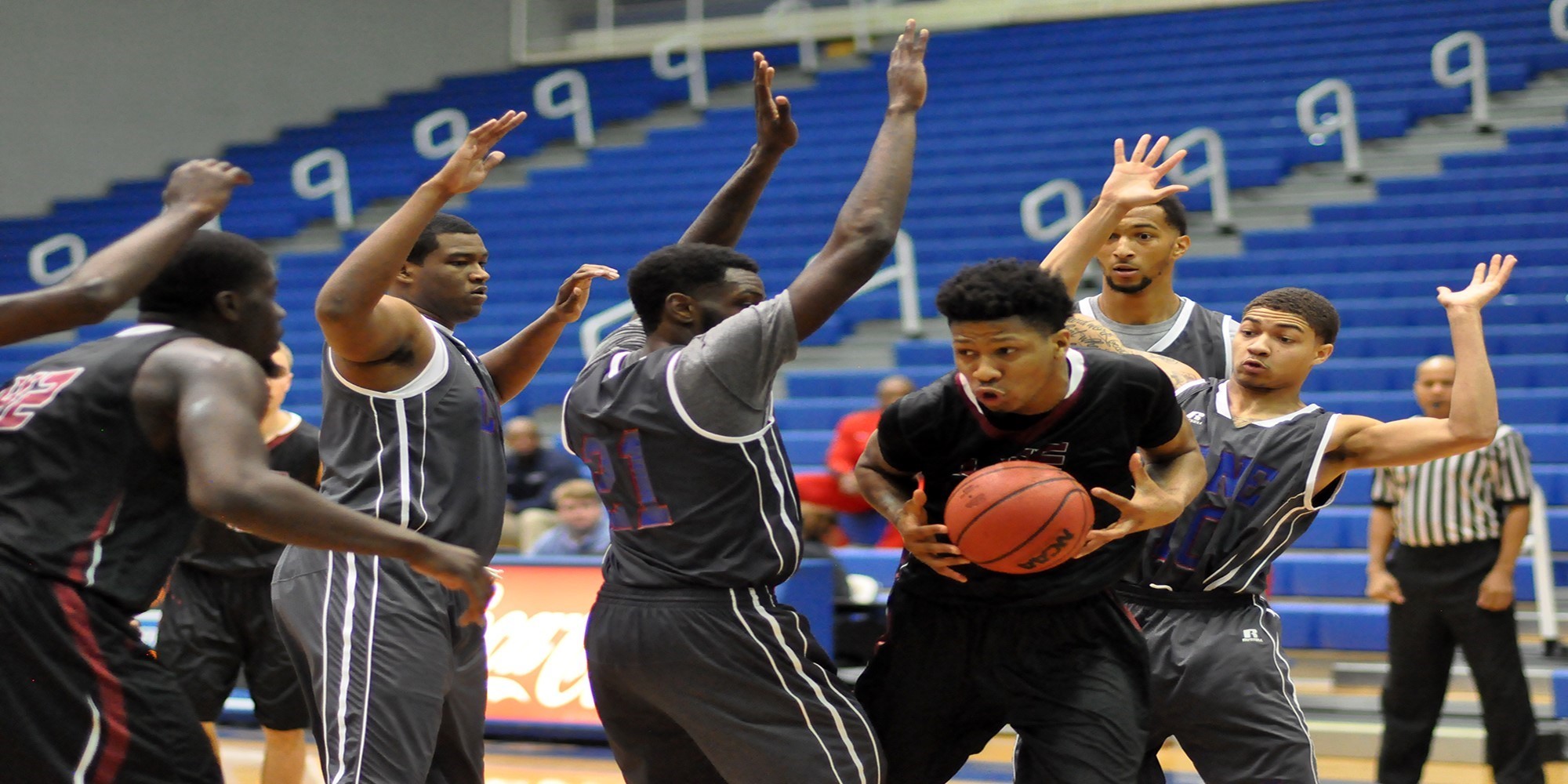 Keevin Tyus - 2016-2017 - Men's Basketball - Lee University Athletics