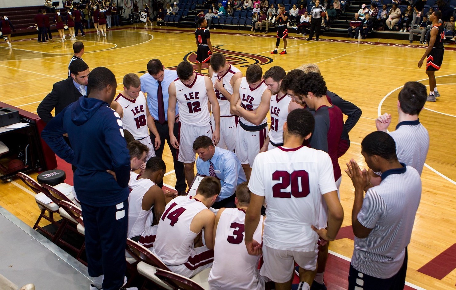 Men's Basketball Huddle