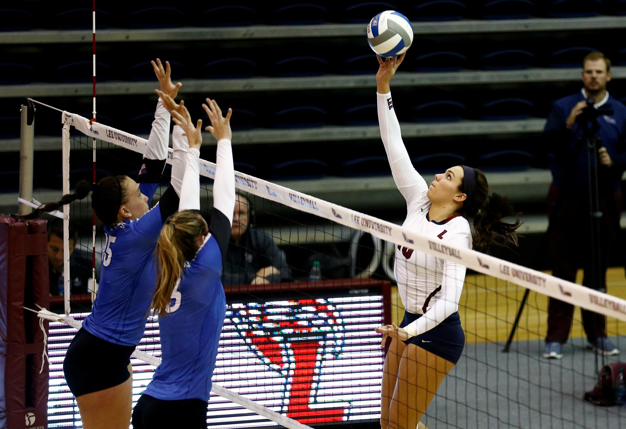 Alex Reuter - 2018 - Volleyball - Lee University Athletics