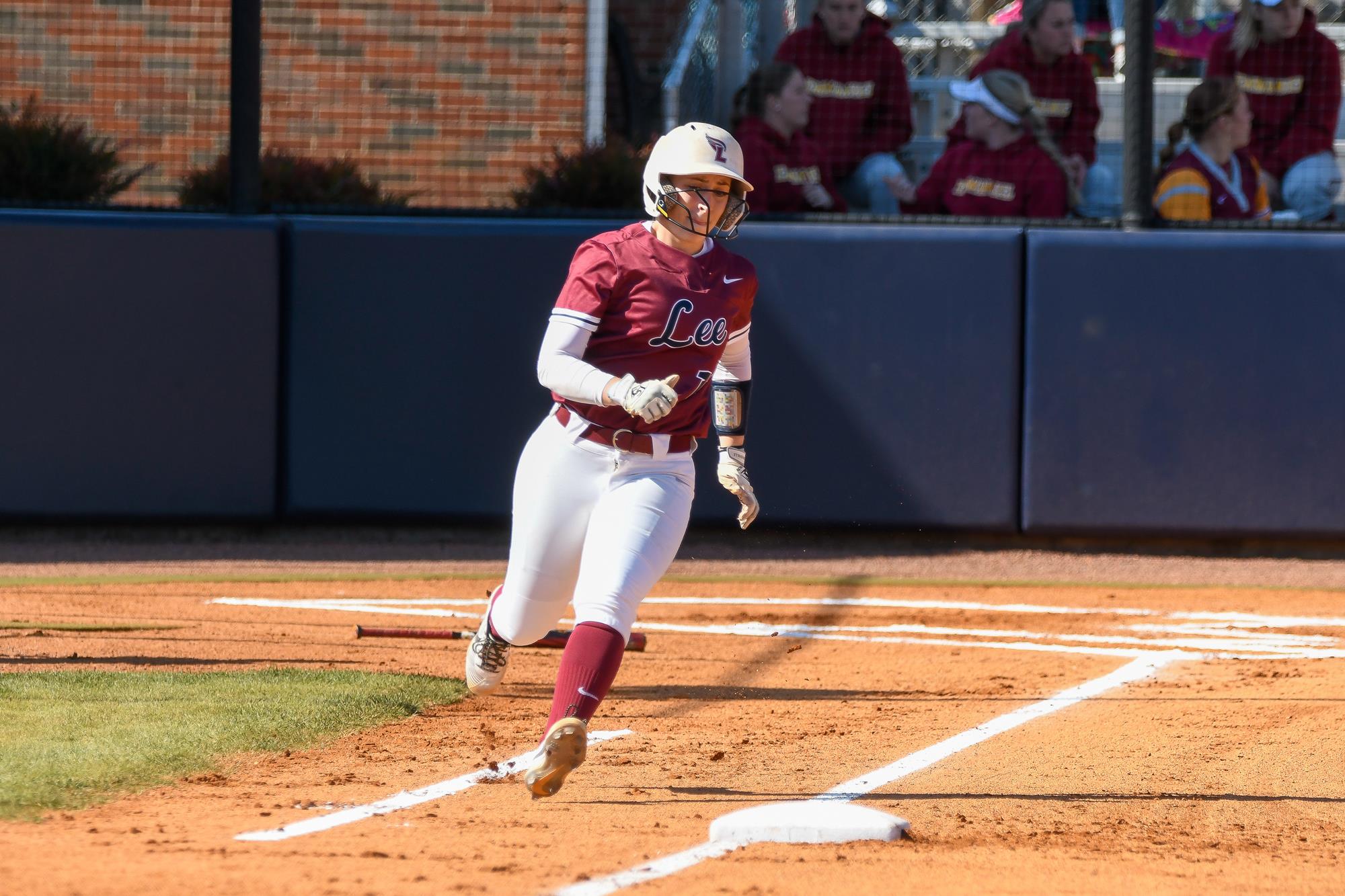 Taylor De Adder - 2022 - Softball - Lee University Athletics