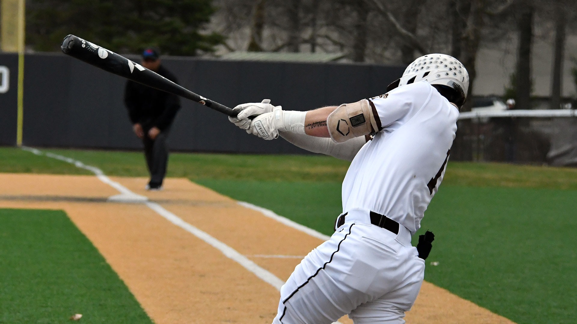 Whitlinger Walks It Off in Game One as Lehigh Sweeps Holy Cross to ...