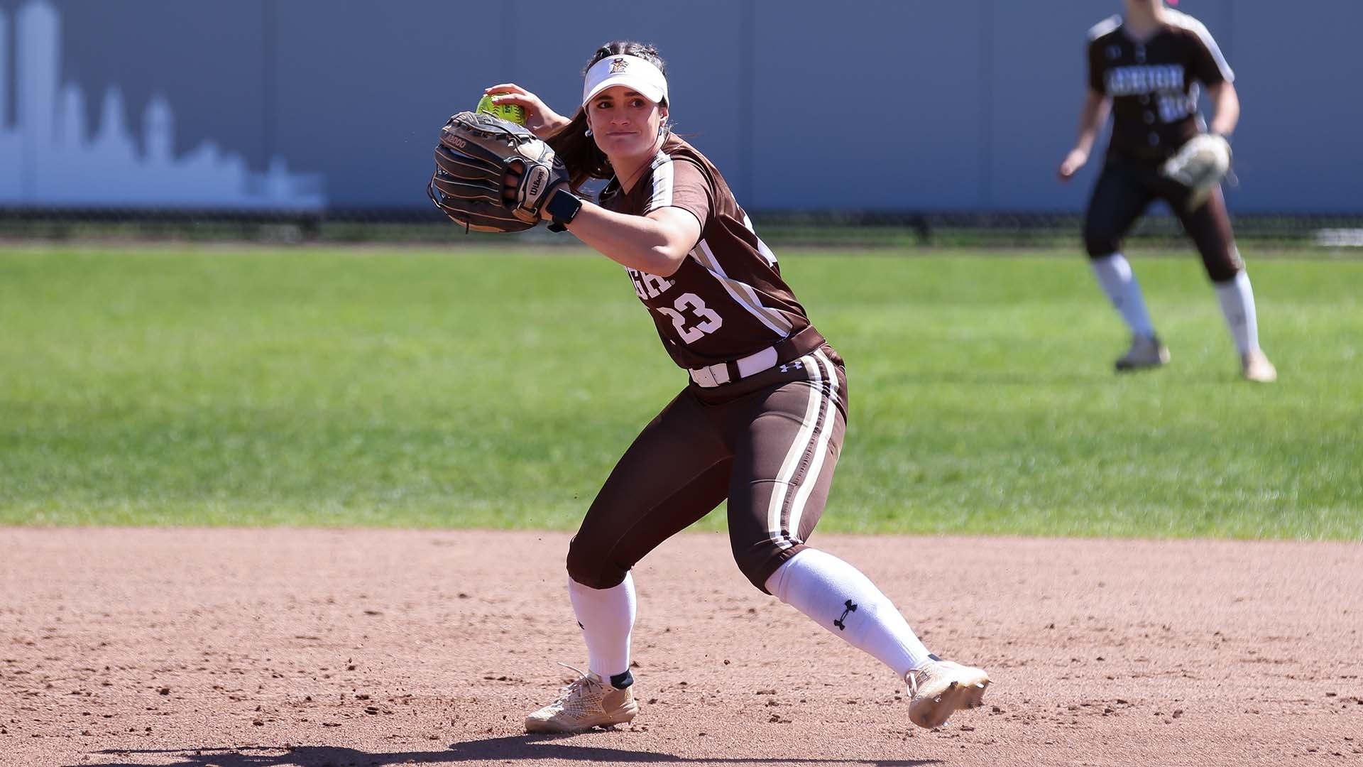 Sward Wins Steckbeck Award As Top First-Year Female Athlete - Lehigh ...